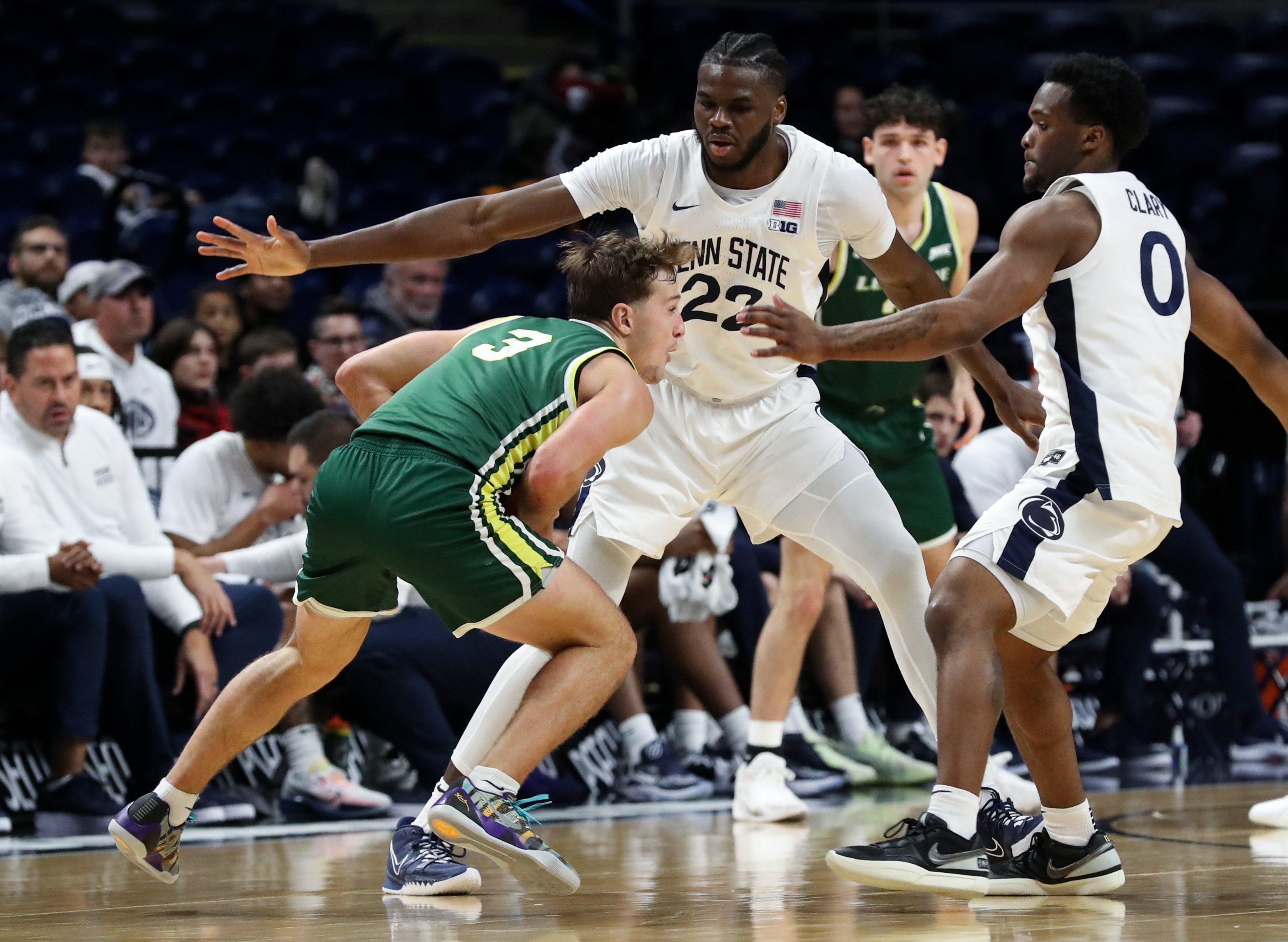 Kanye Clary puts up 20 as Penn State tops Le Moyne | Reuters
