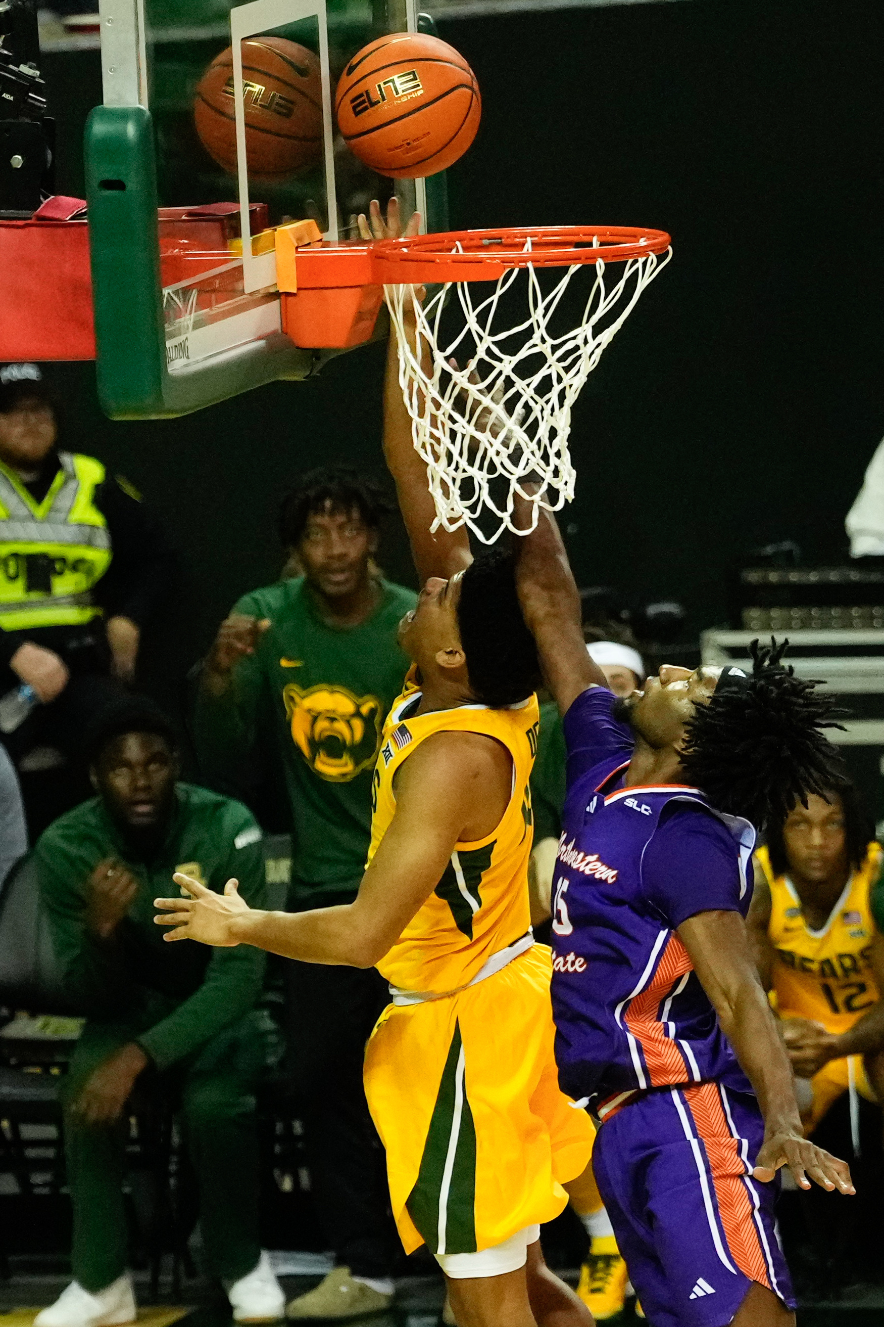 No. 9 Baylor pummels Northwestern State 91-40 | Reuters