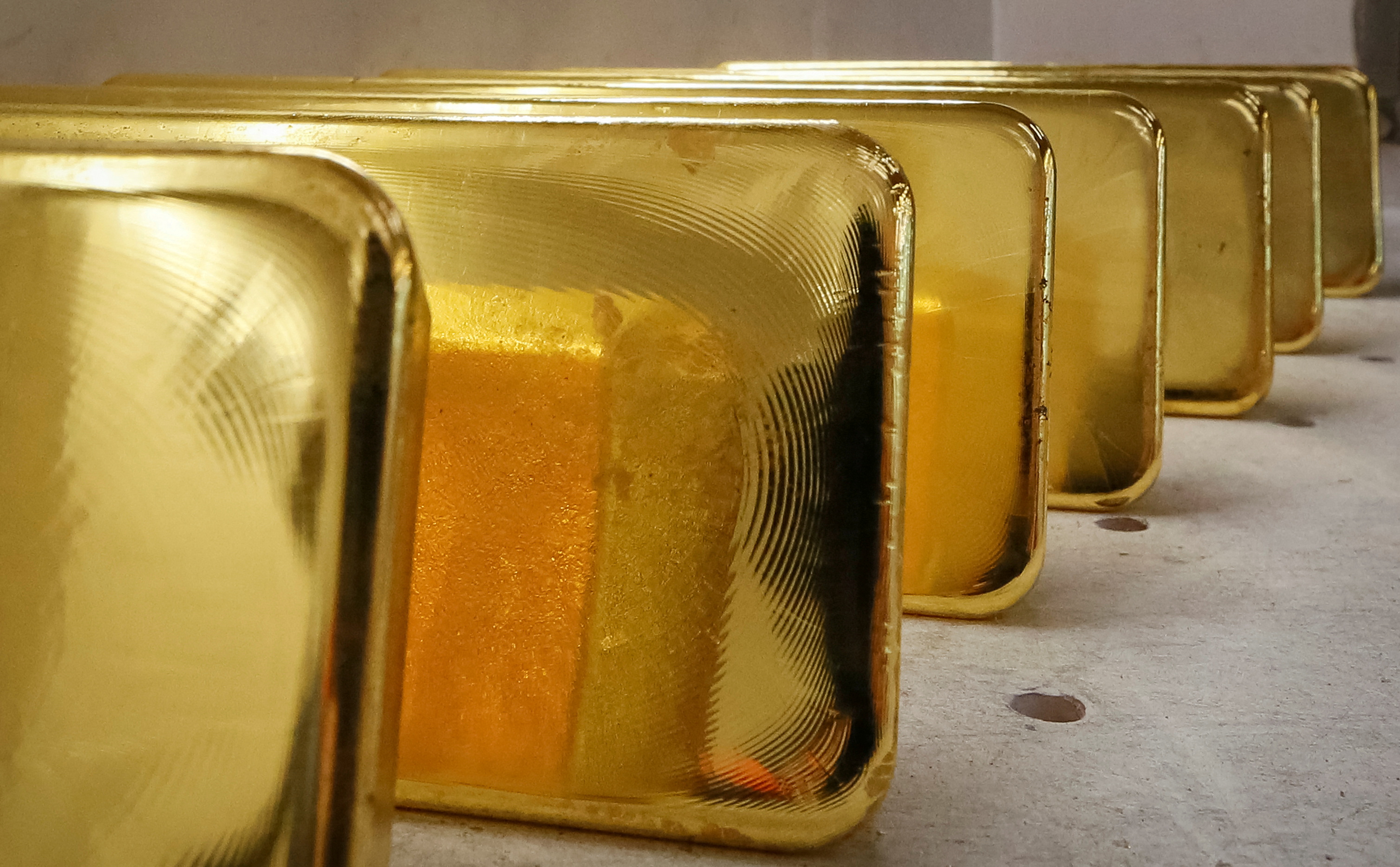 Gold ETFs see big inflows on rising geopolitical concerns | Reuters