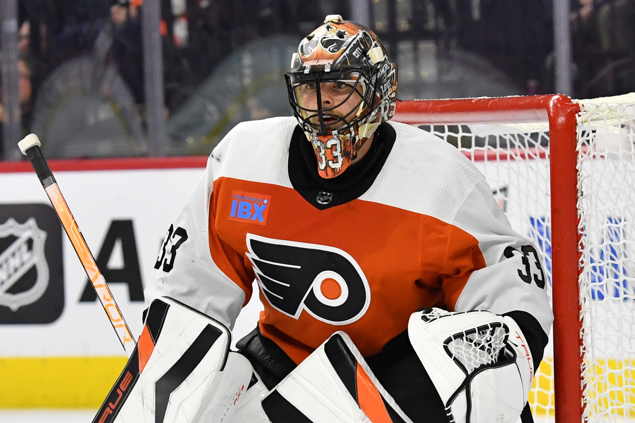 Evgeni Malkin fuels Penguins past Flyers | Reuters