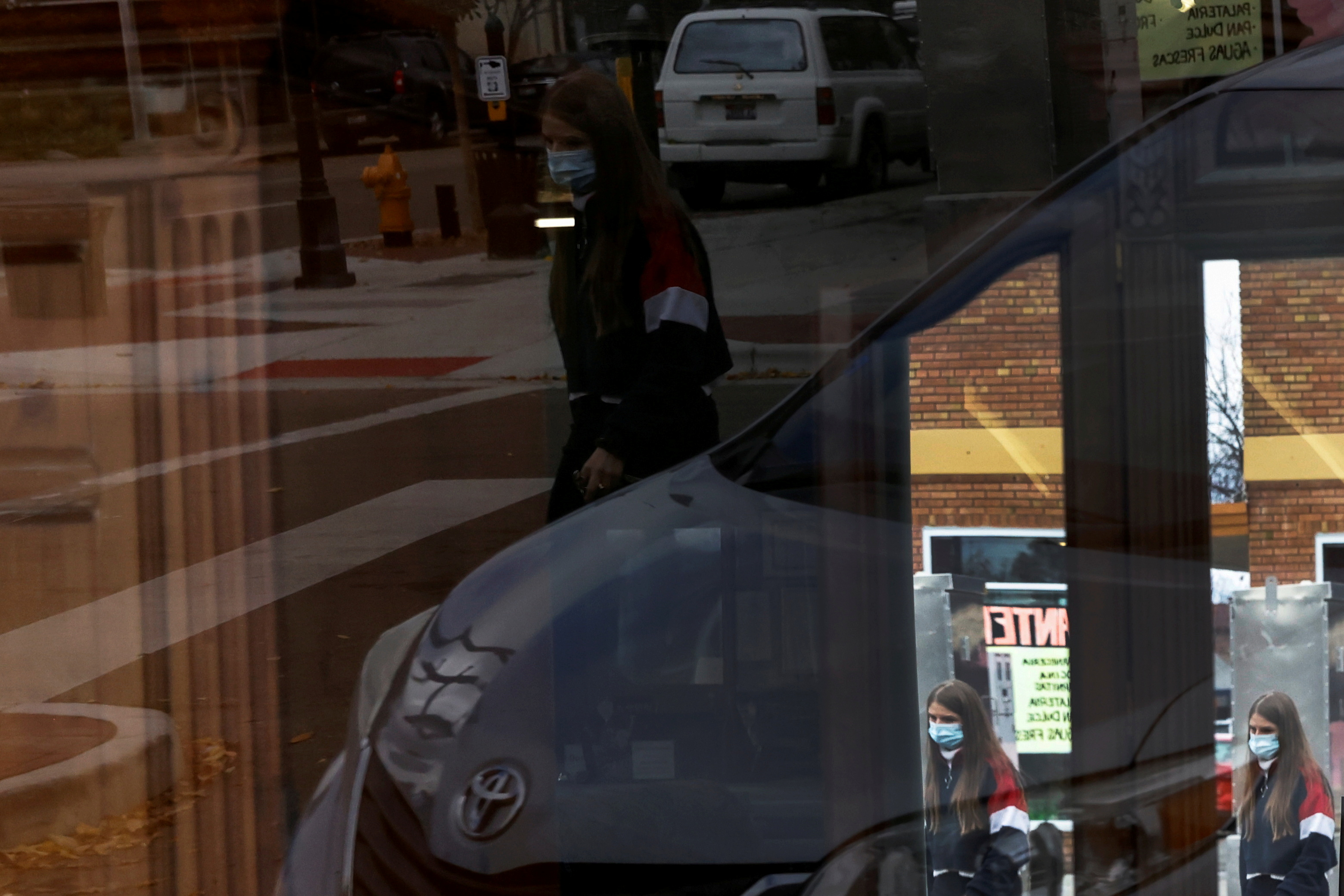 Insight: COVID-19 still rages, but some U.S. states reject federal ...