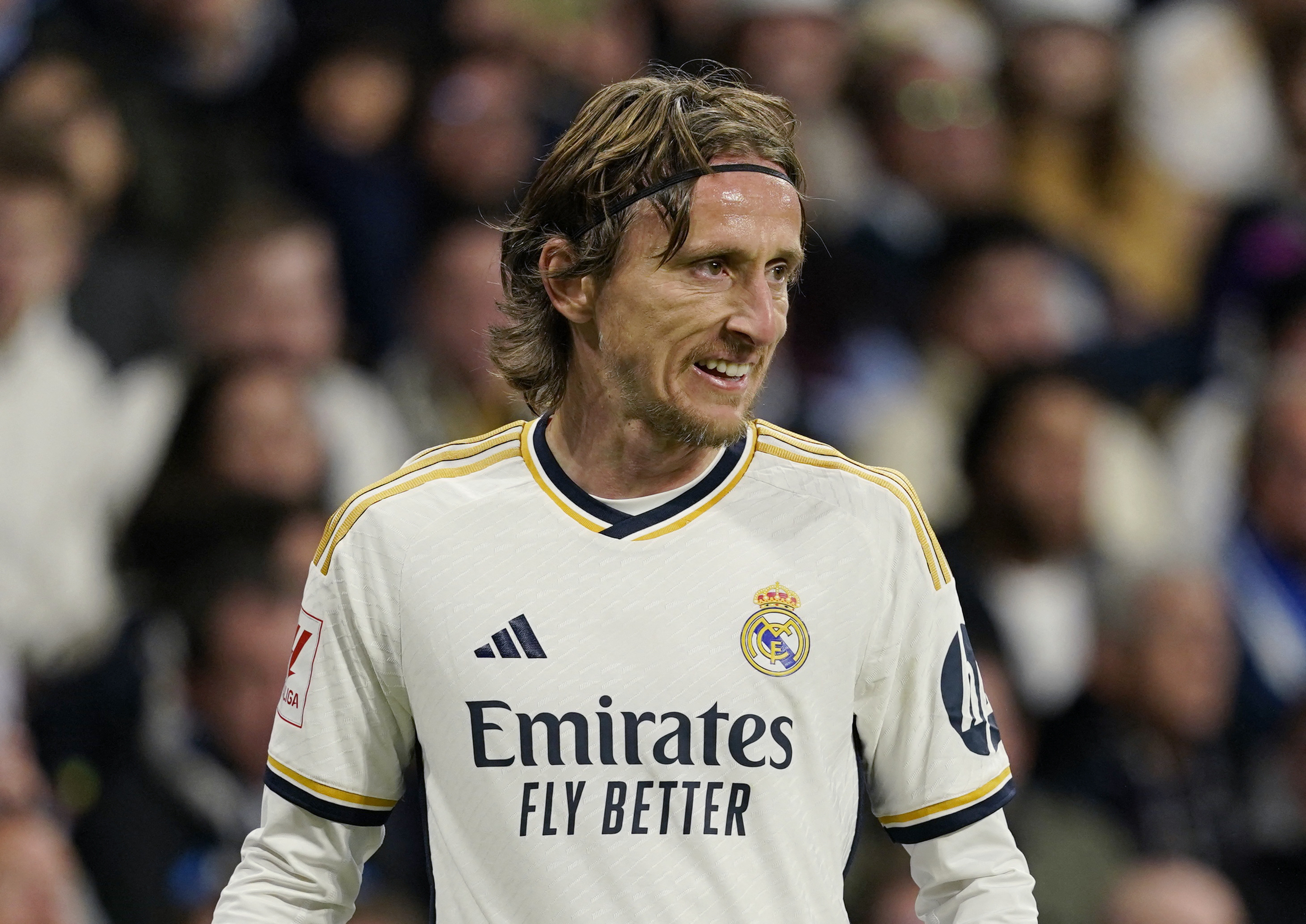 Modric extends Real Madrid contract until 2025 | Reuters