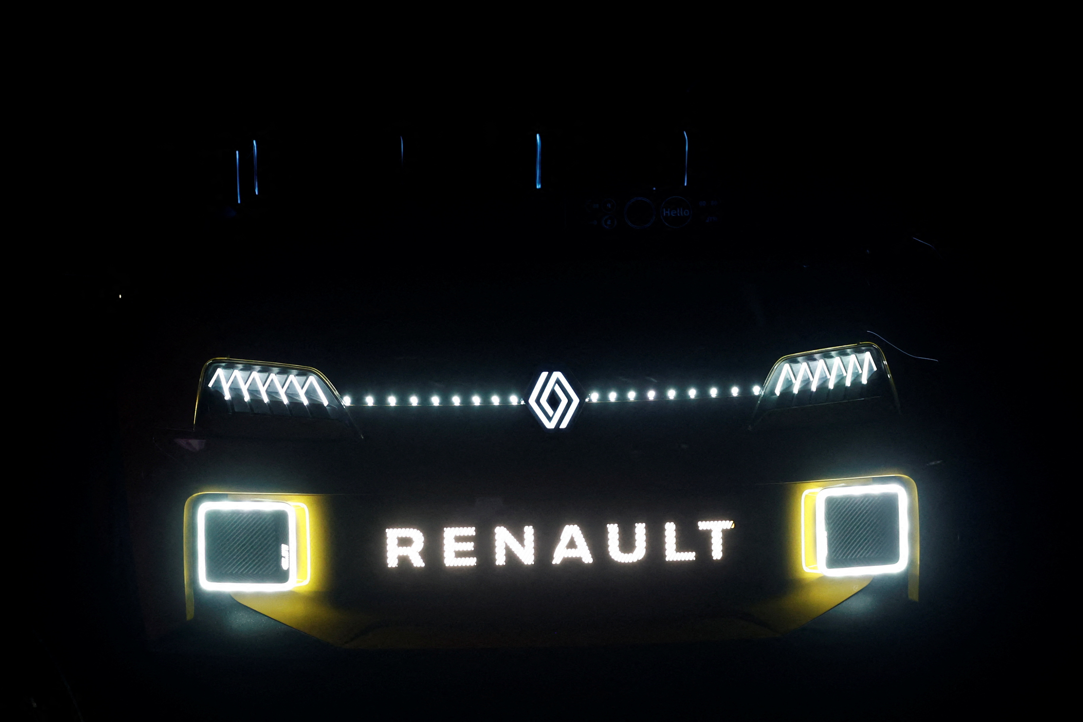 Renault To Invest 400 Million Euros In Its Bursa Plant In Turkey Renault To Invest 400 Million Euros In Its Bursa Plant In Turkey