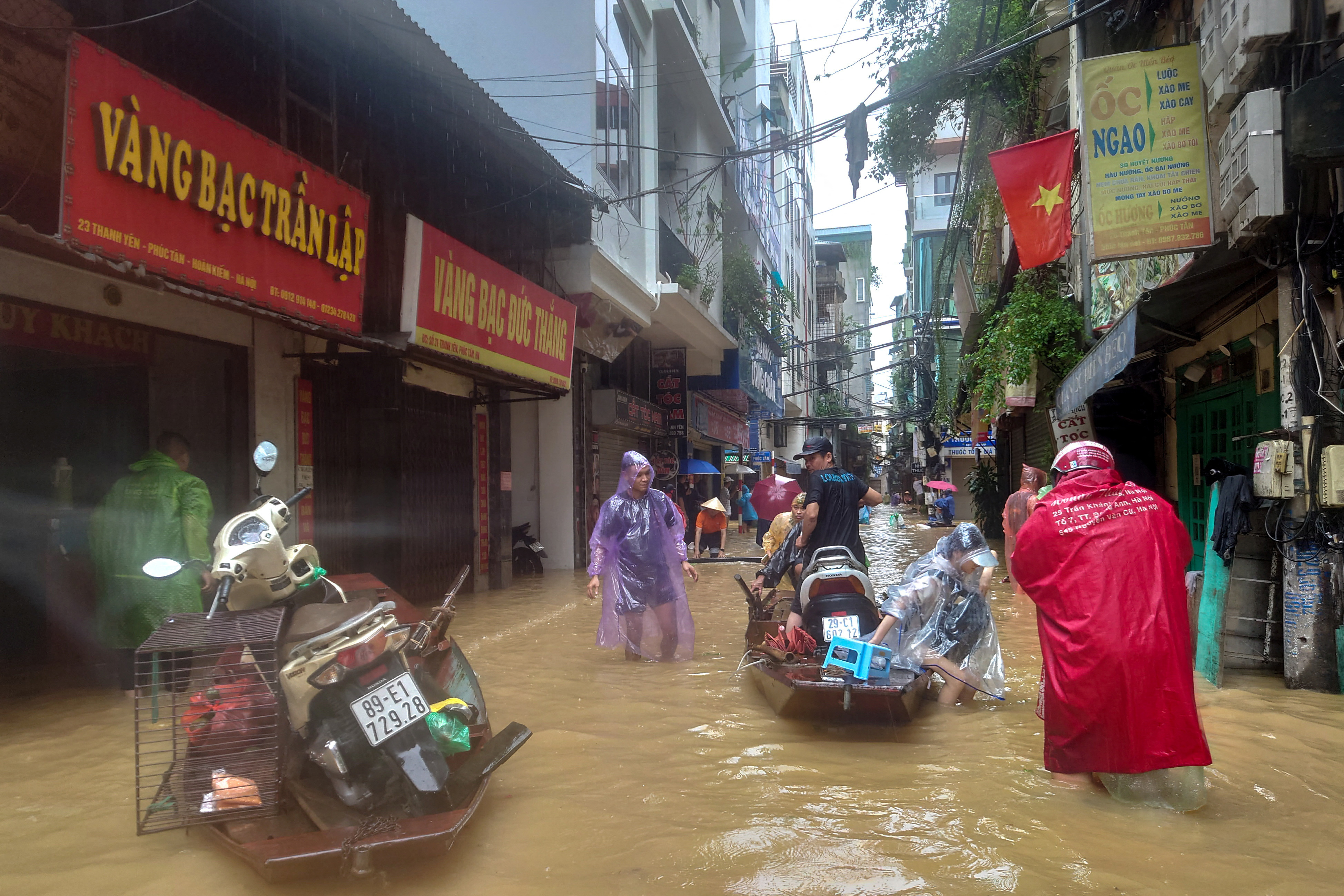 Hanoi flooded by swollen river as Typhoon Yagi leaves 179 dead | Reuters
