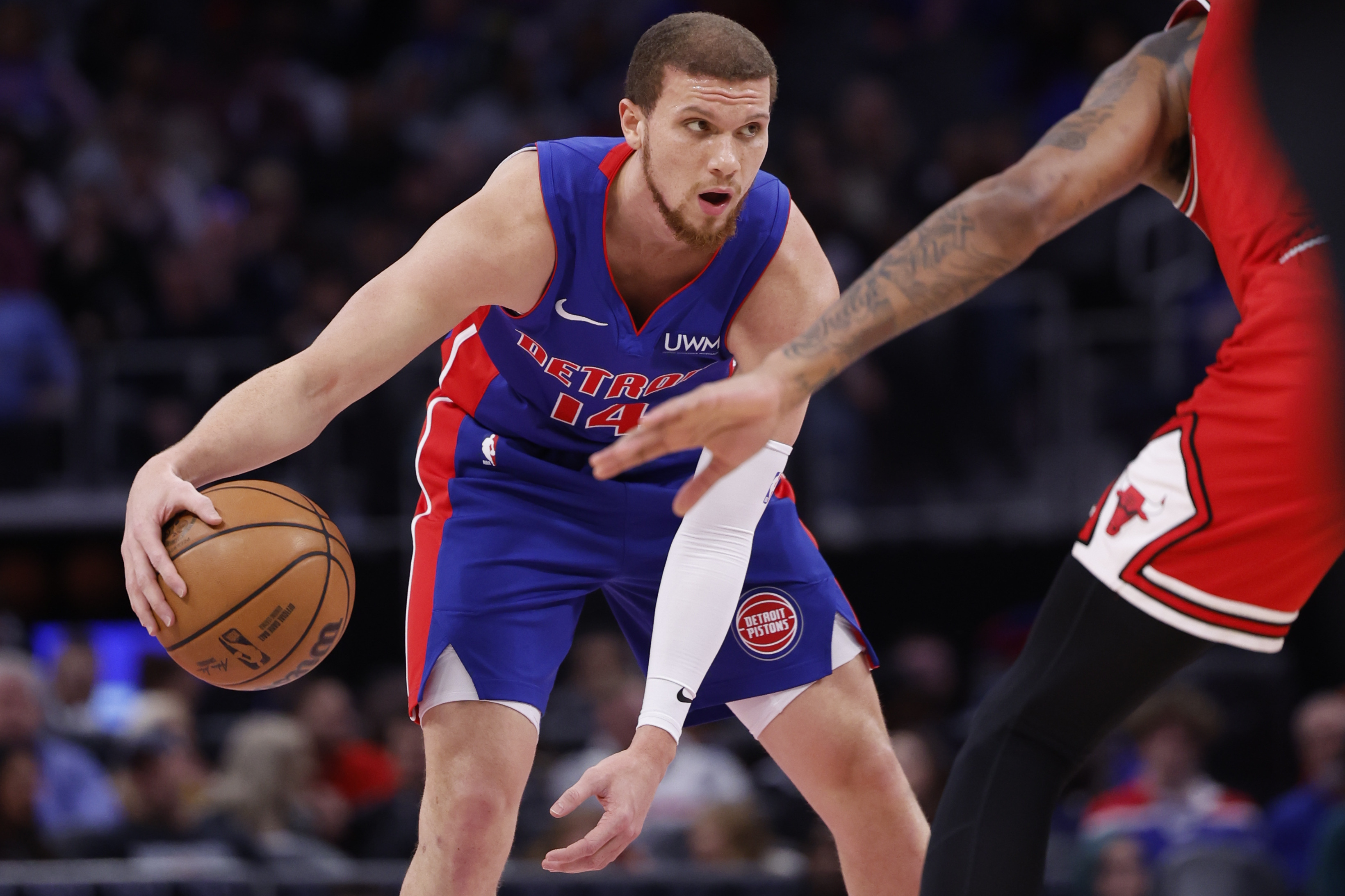 Serbia's Vuleta claims world long jump gold with season's best jump ...