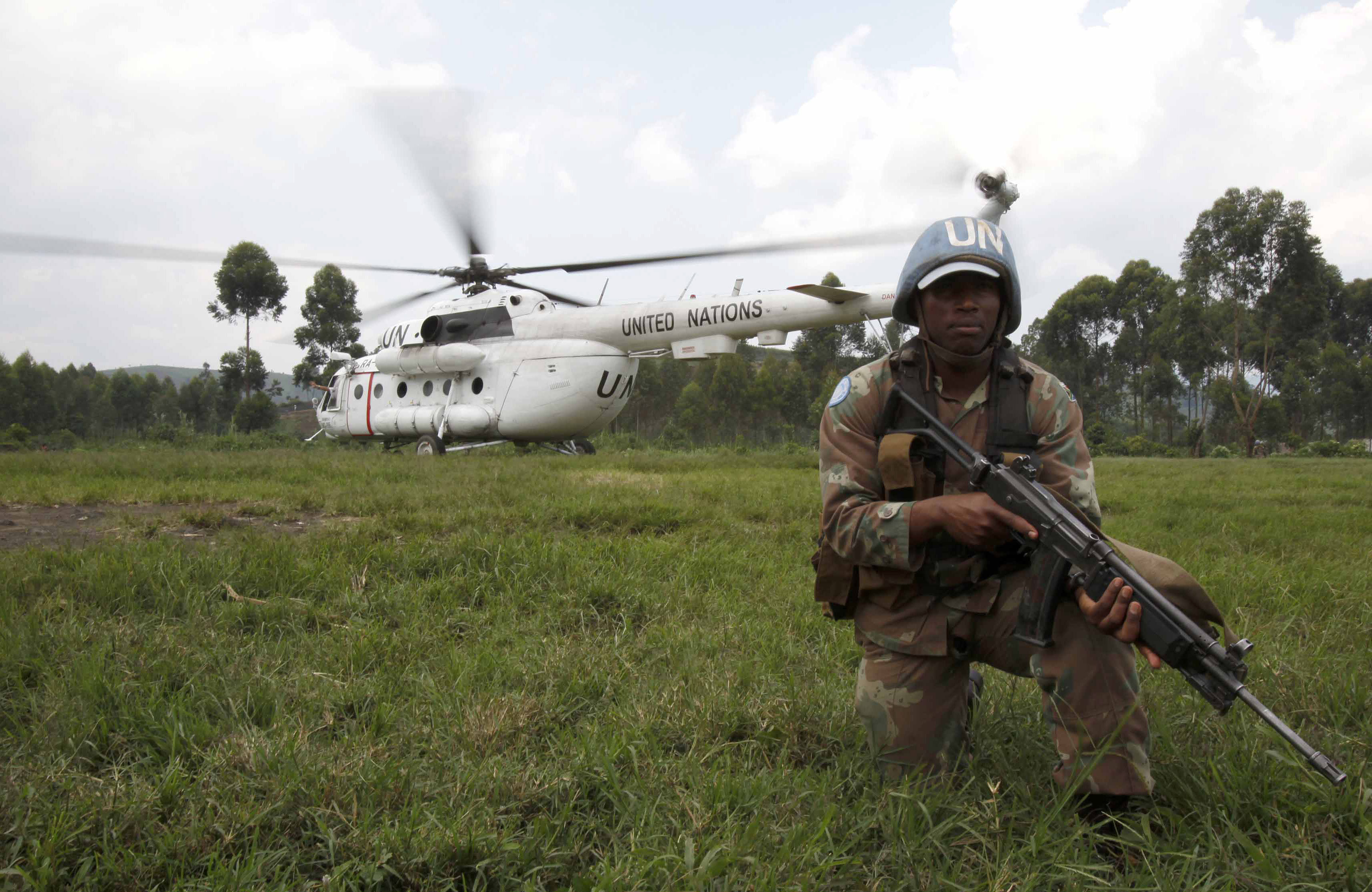 U.N. loses contact with helicopter in east Congo amid rebel and army ...