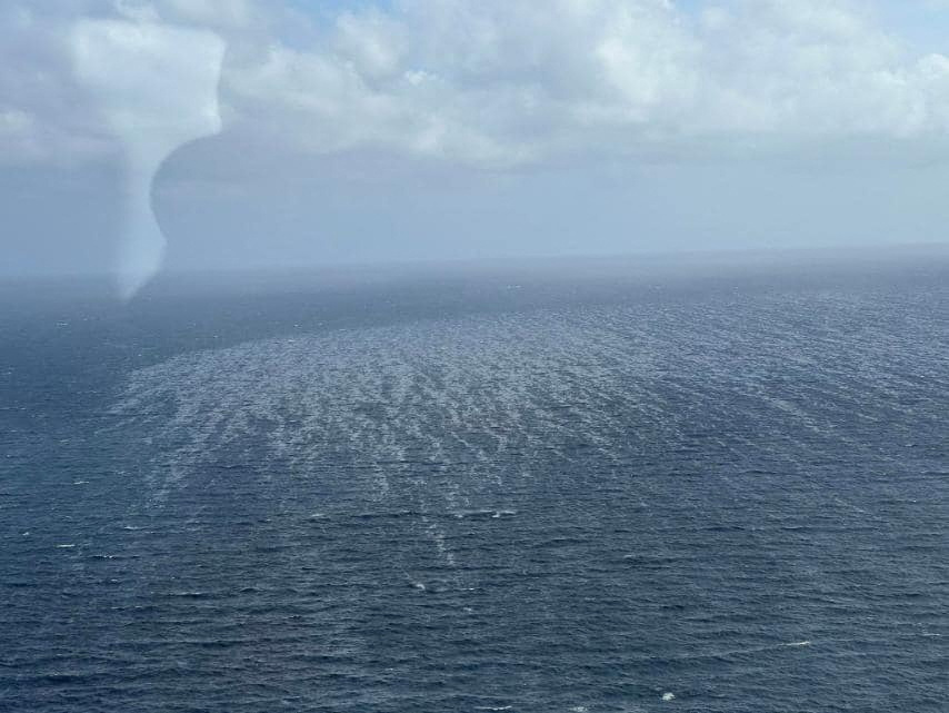 Philippines scrambles to contain oil spill and locate sunken fuel ...