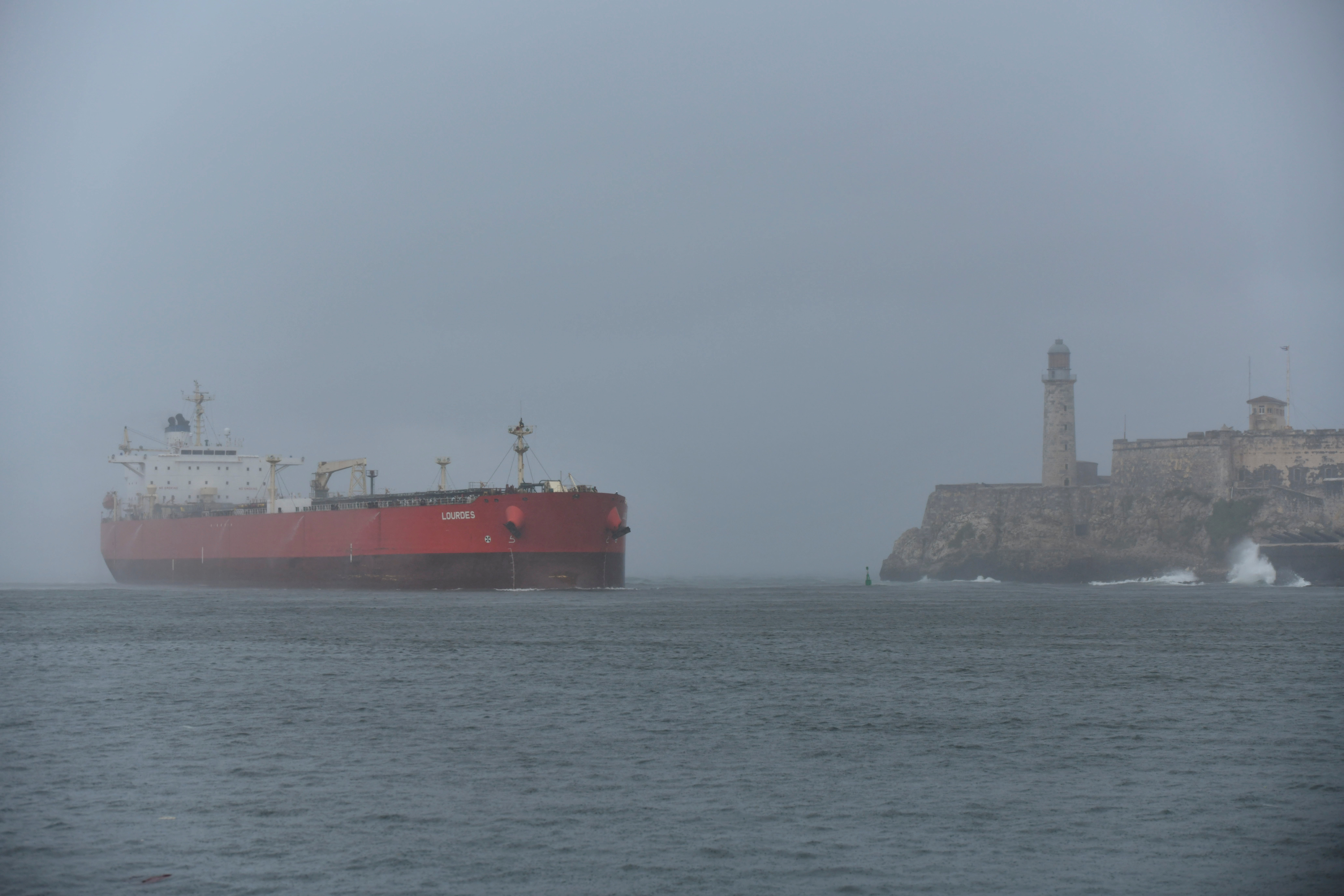 Hurricane Oscar heads for Cuba after making landfall in Bahamas | Reuters
