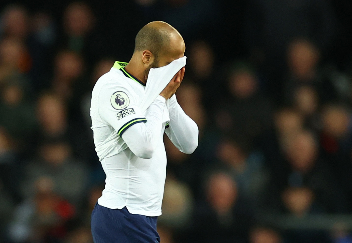 Keane scores late goal in Everton's 1-1 draw with Spurs | Reuters