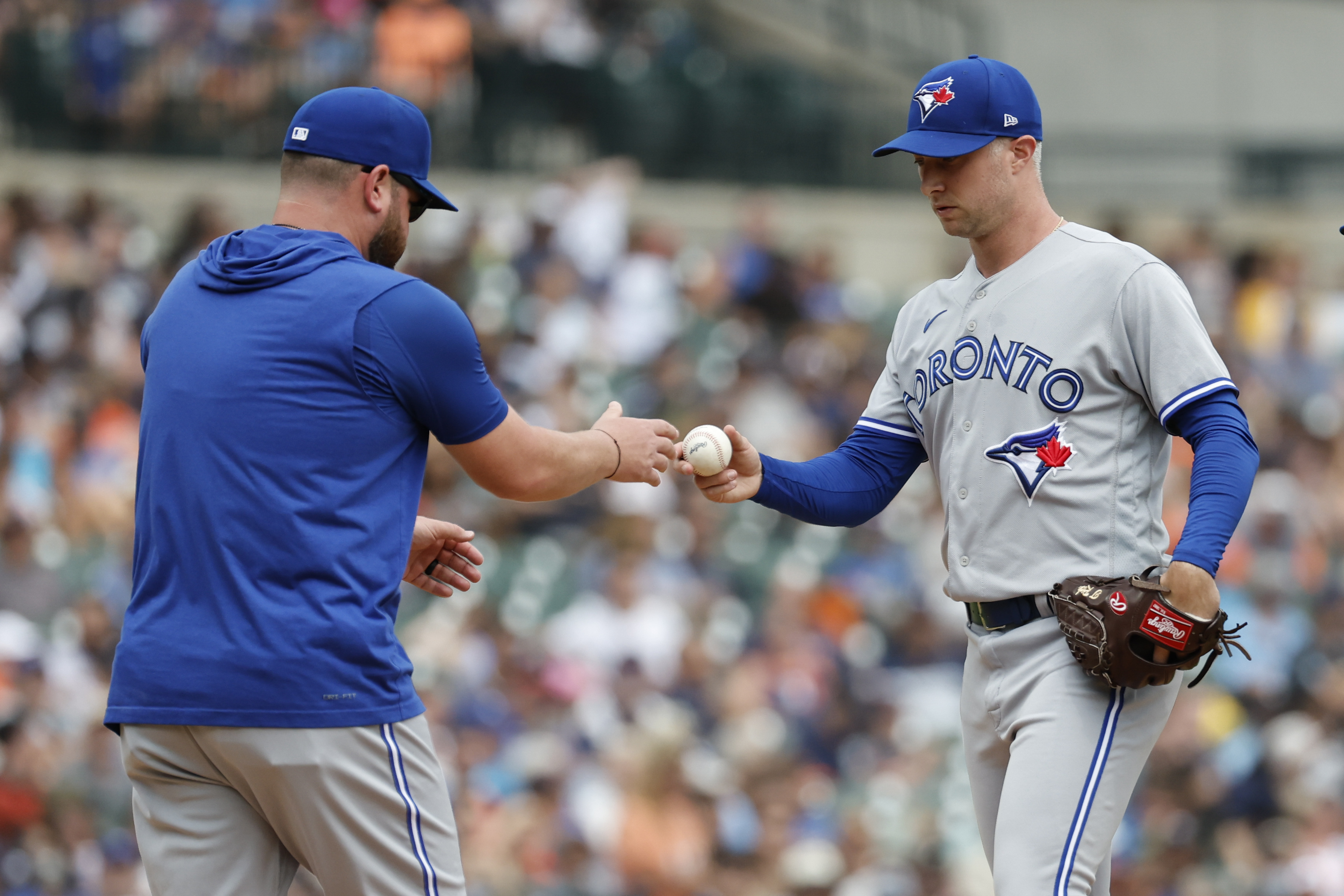 Blue Jays rally to beat Tigers in 10 innings | Reuters