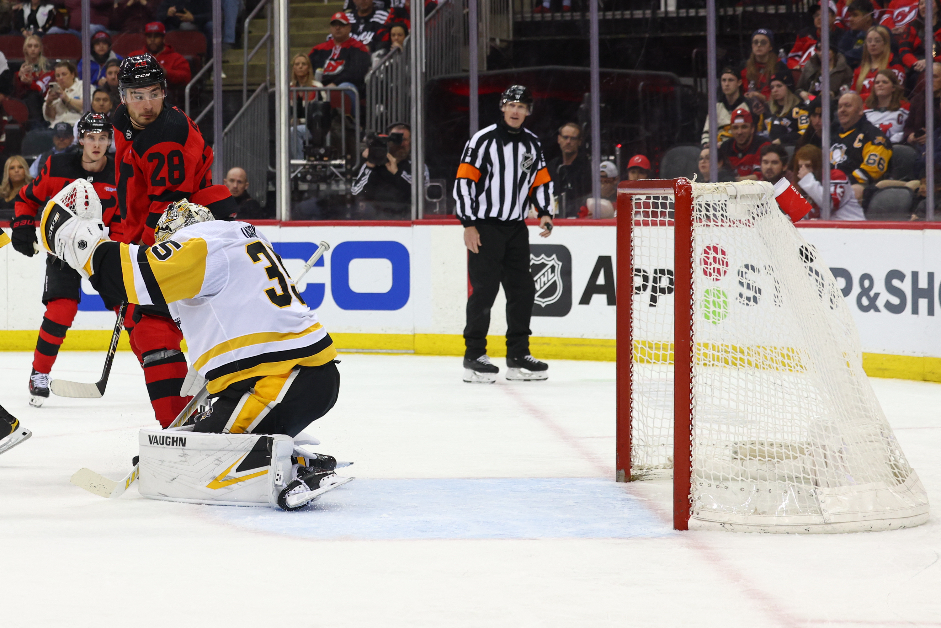 Timo Meier continues scoring spree as Devils dump Pens | Reuters