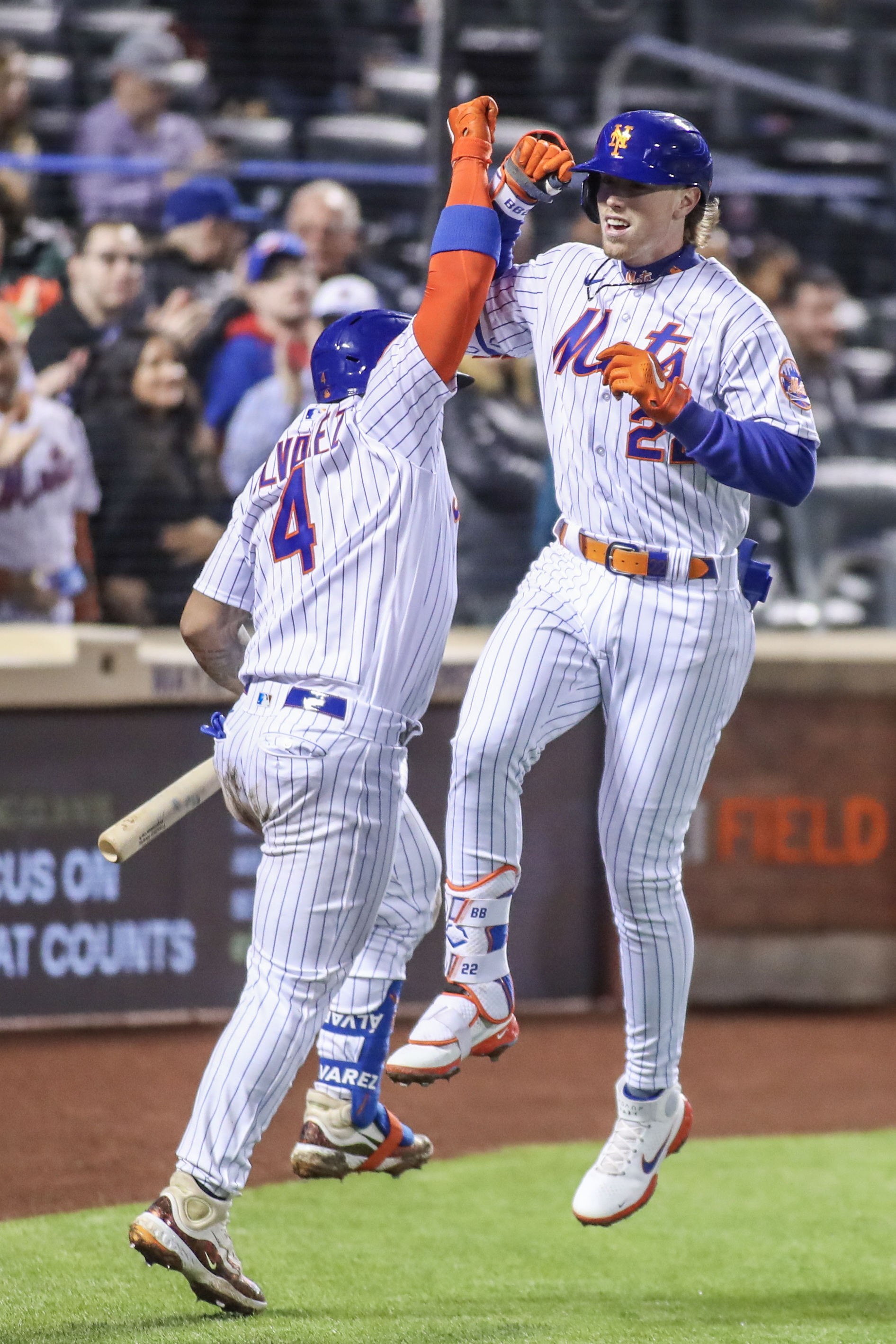 Mets give up lead, then rally past Nats to halt skid | Reuters