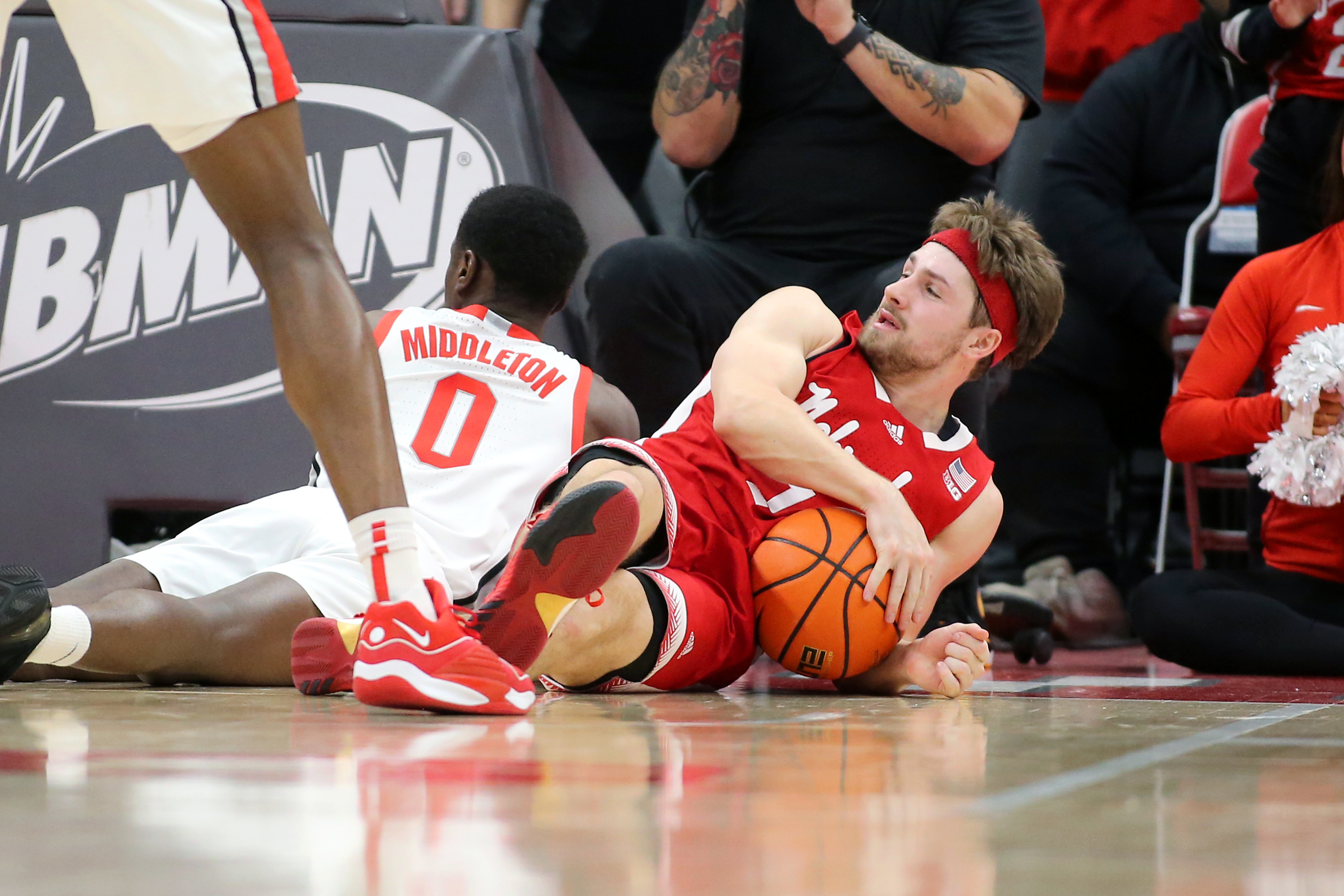 Jamison Battle (32 points), Ohio State put away Nebraska | Reuters