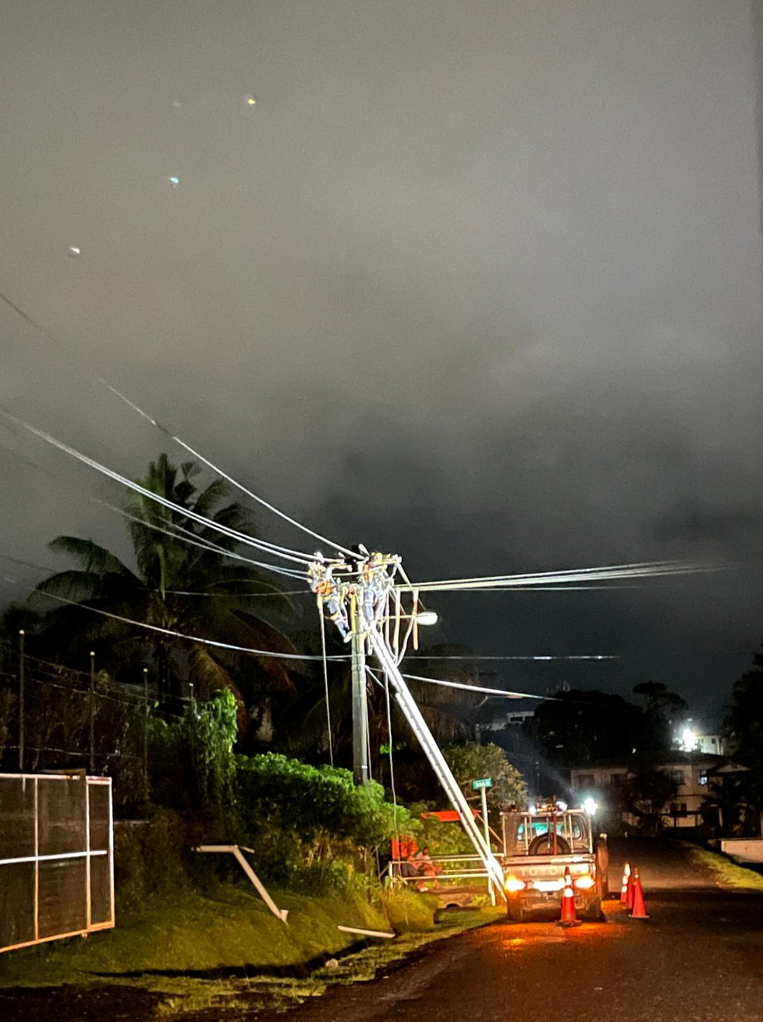 Fiji under curfew, state of disaster as Cyclone Yasa approaches | Reuters