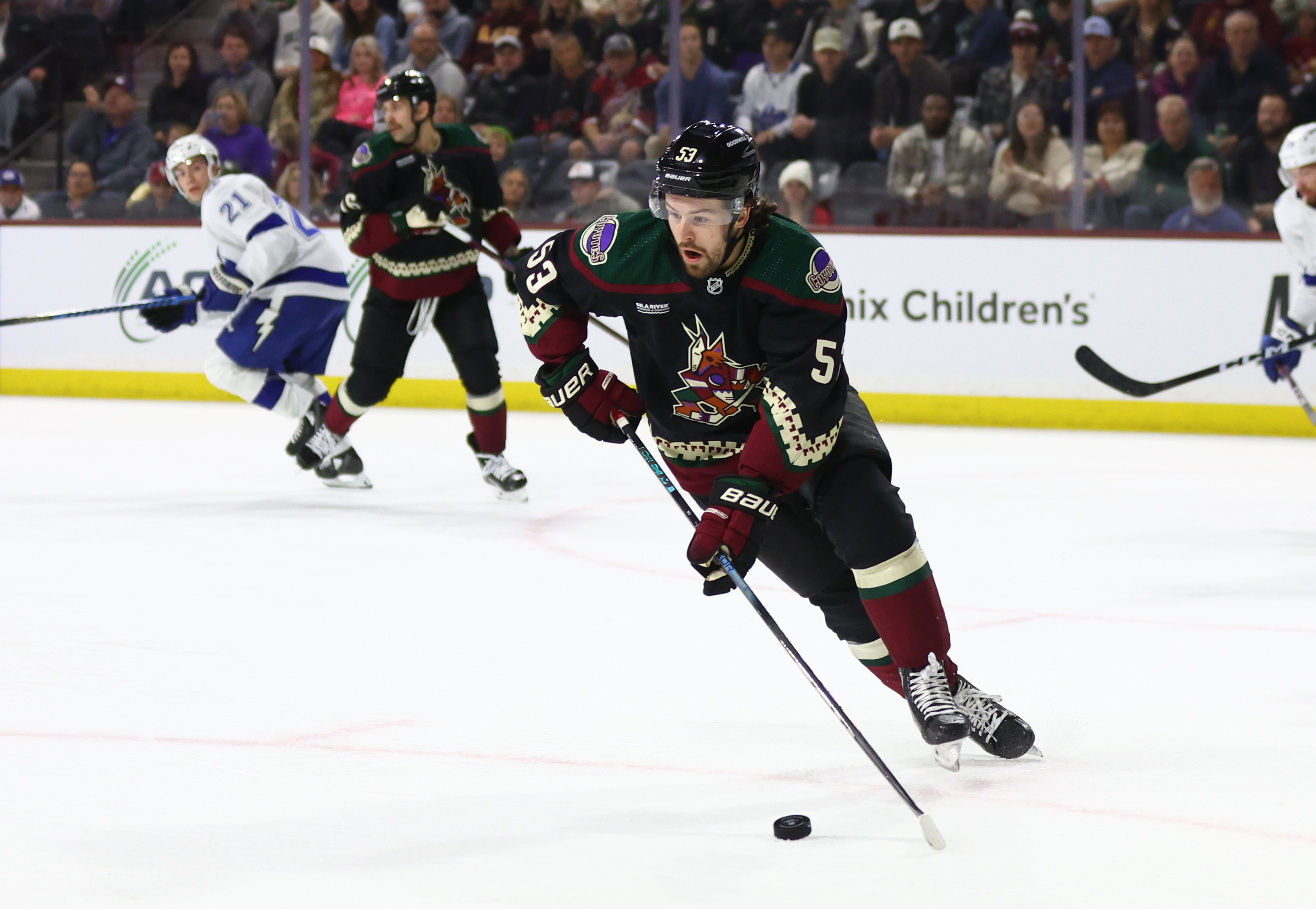 Michael Carcone scores twice as Coyotes trip Lightning | Reuters
