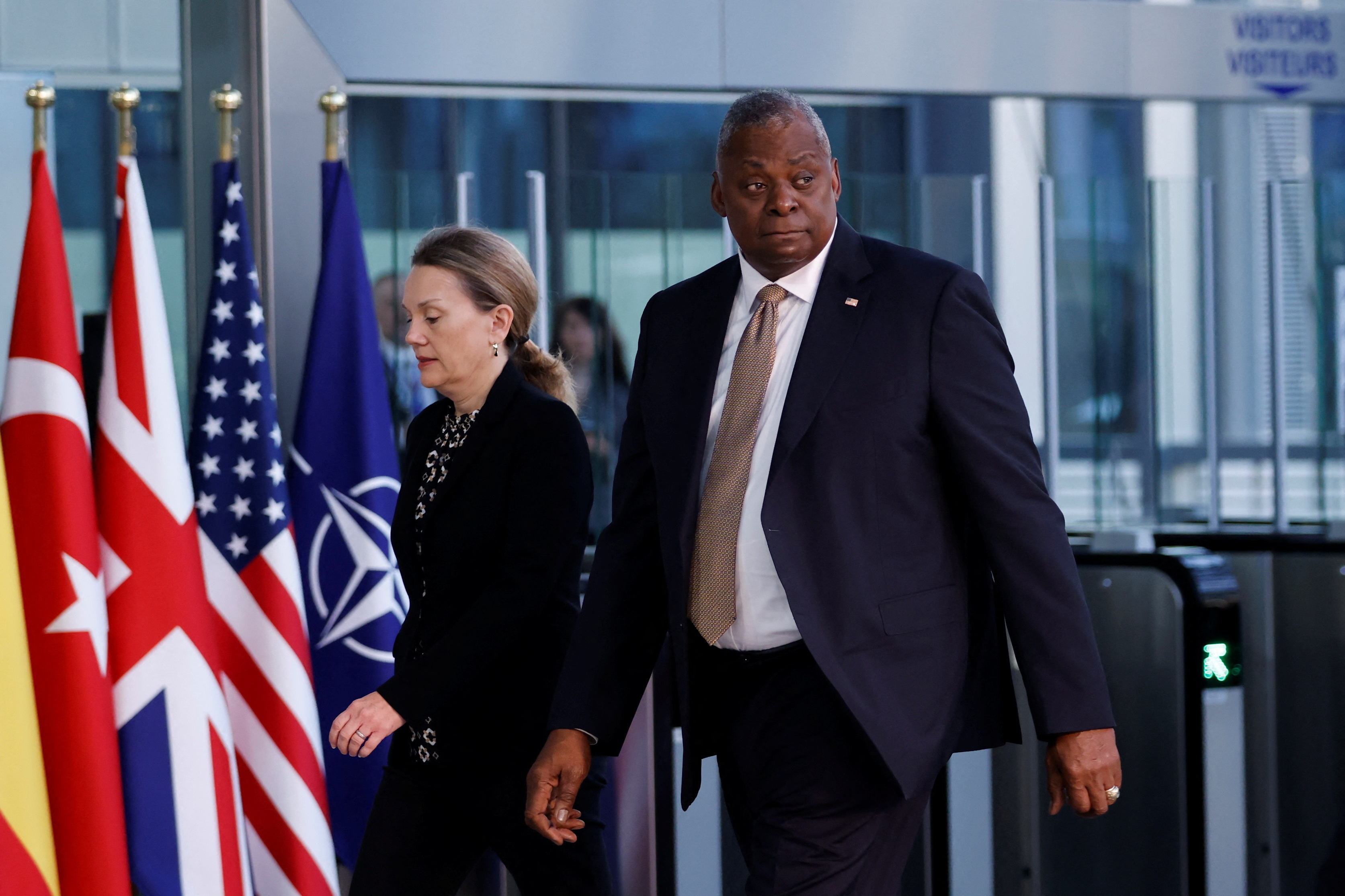 US will support Ukraine for as long as it takes, Pentagon chief says ...