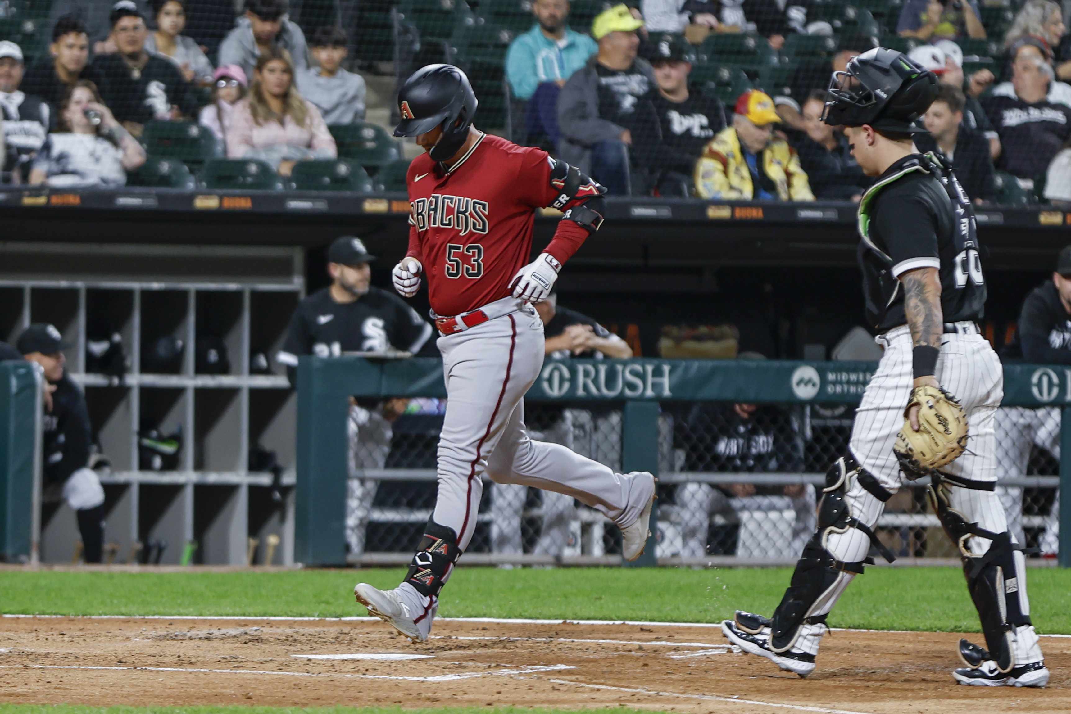 Christian Walker's 6-RBI game powers D-backs past White Sox | Reuters