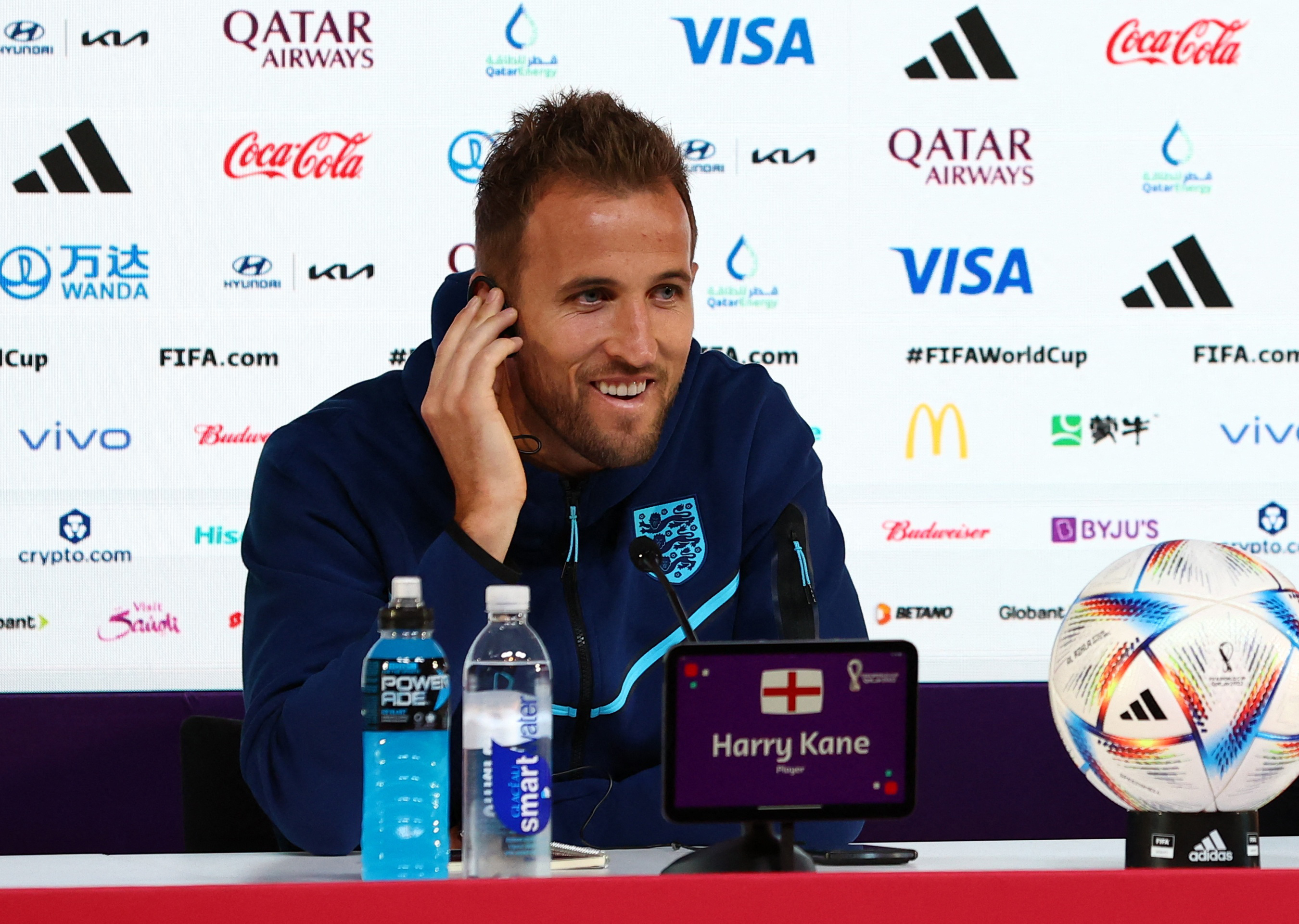 Kane in a hurry to surpass Rooney's England scoring record | Reuters