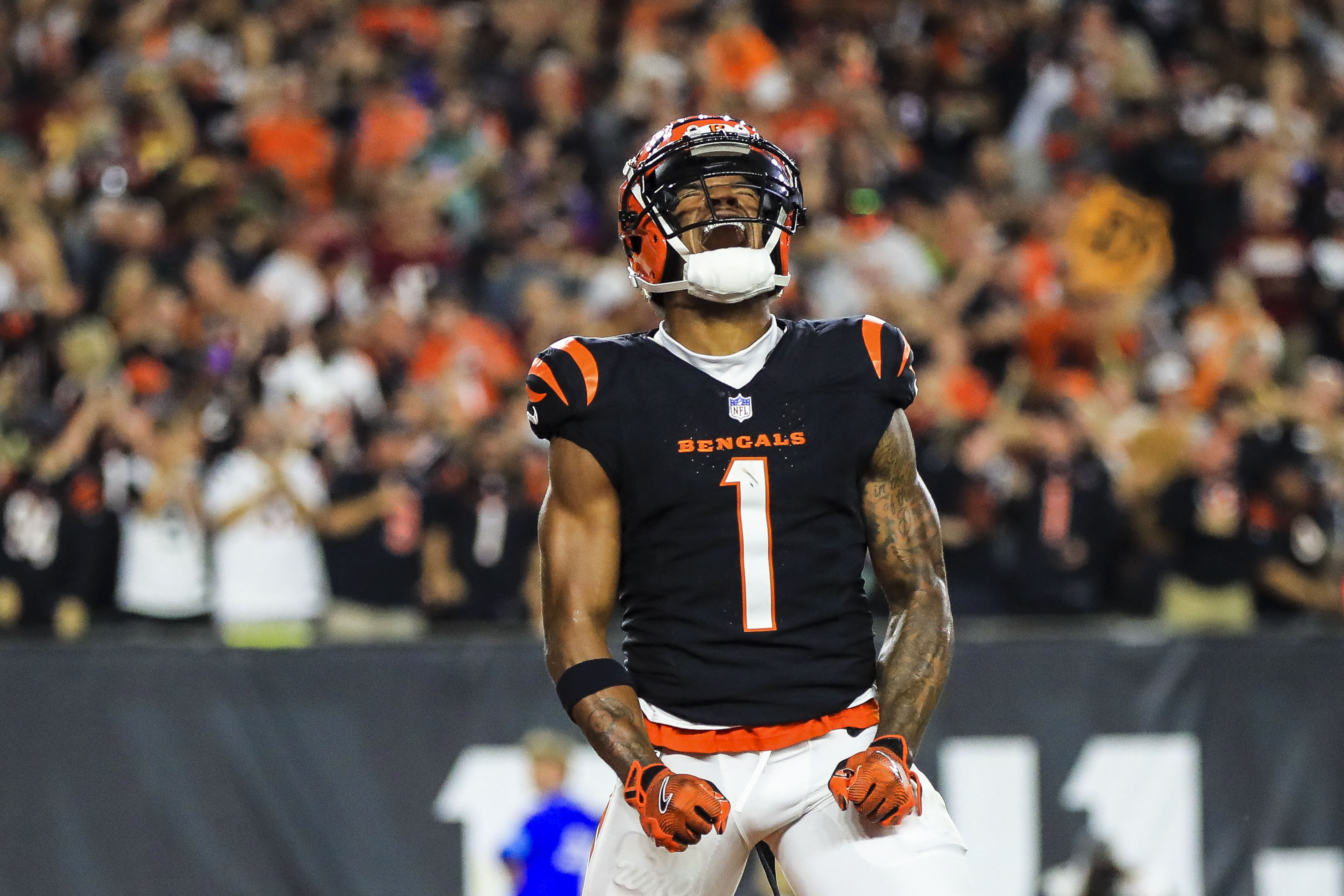 Jayden Daniels, Commanders overpower winless Bengals | Reuters