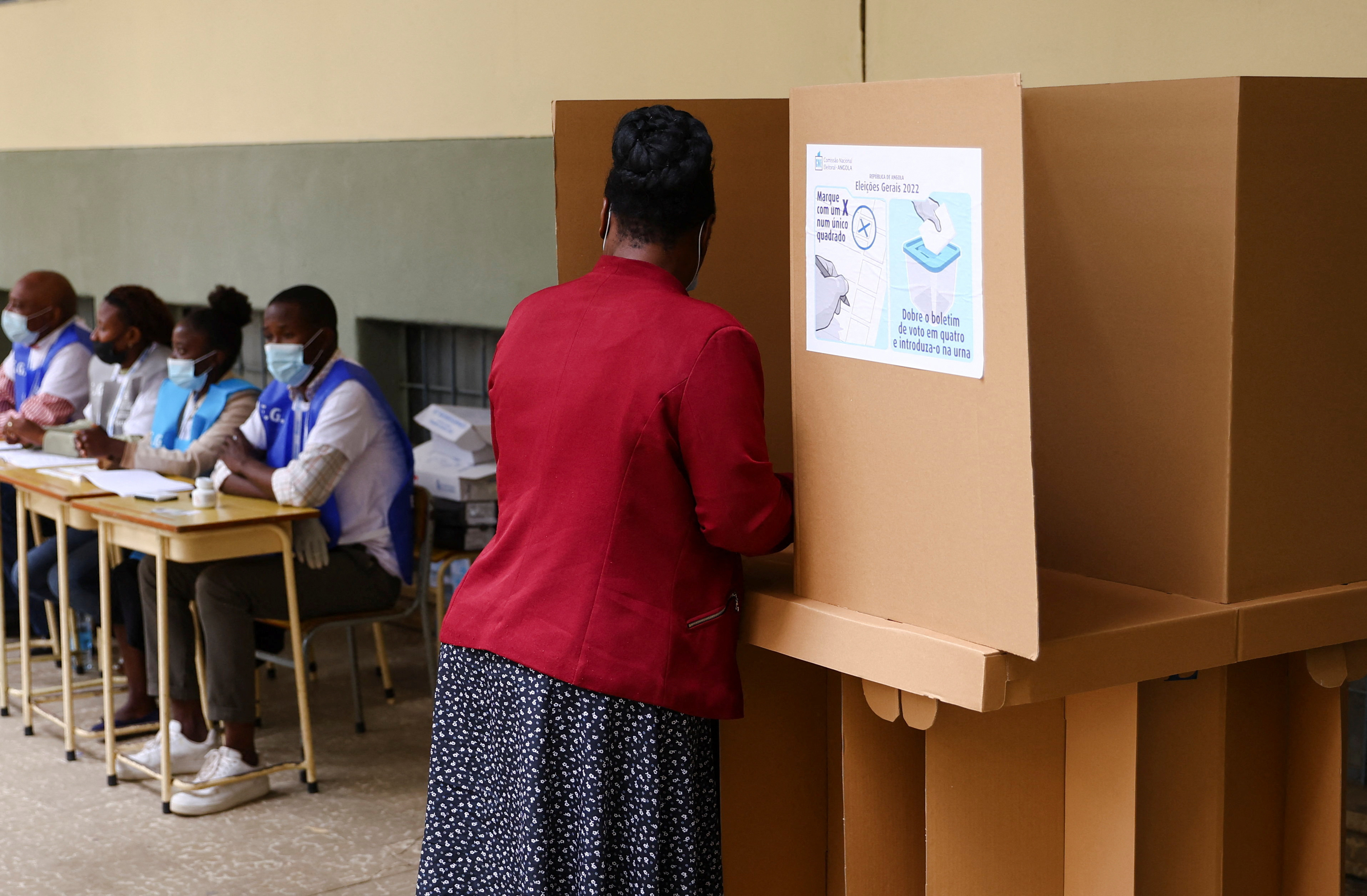 Vote counting begins in Angola, provisional results show MPLA ahead ...