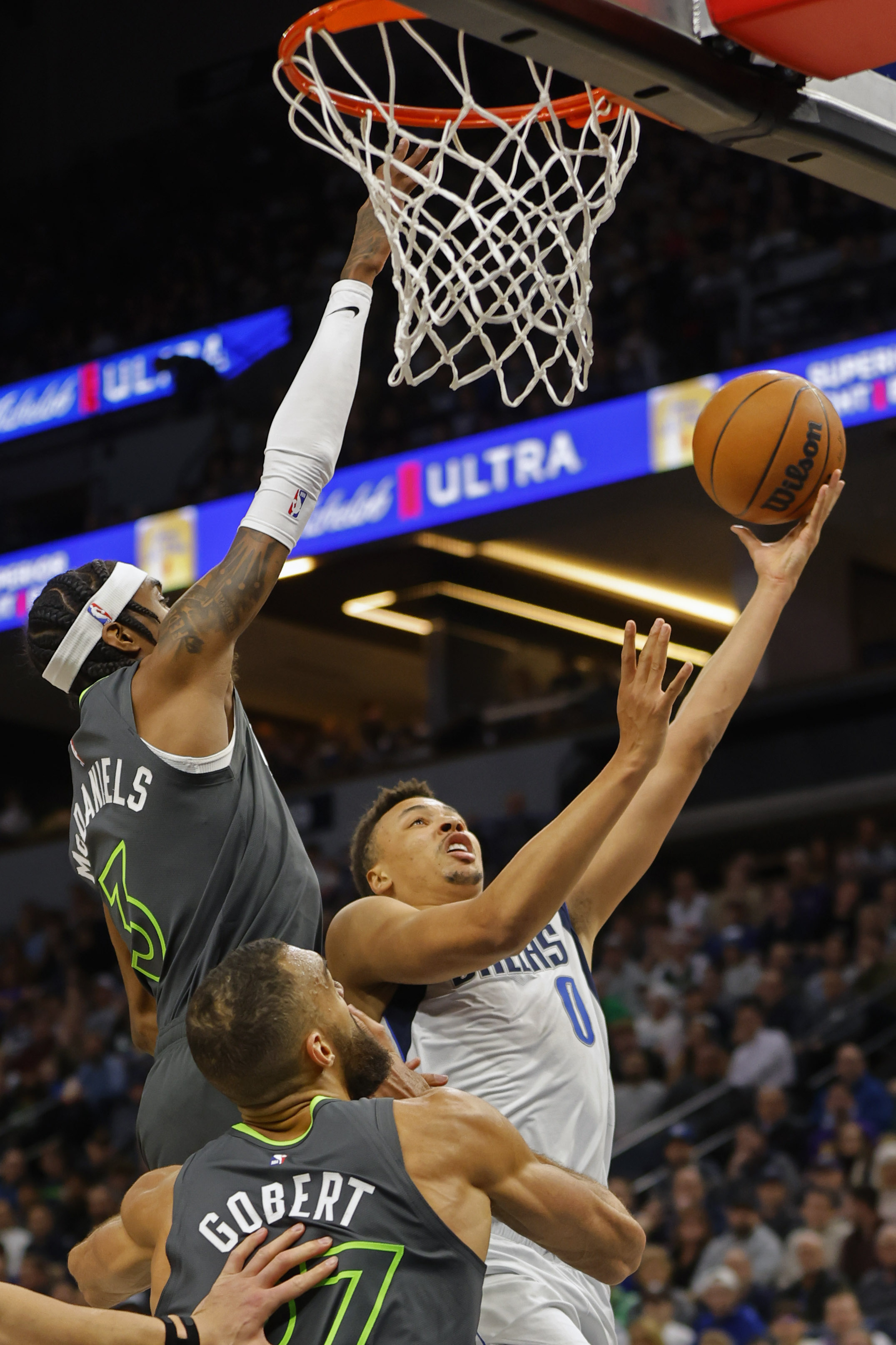 Anthony Edwards puts up 44 as Wolves best Mavs | Reuters