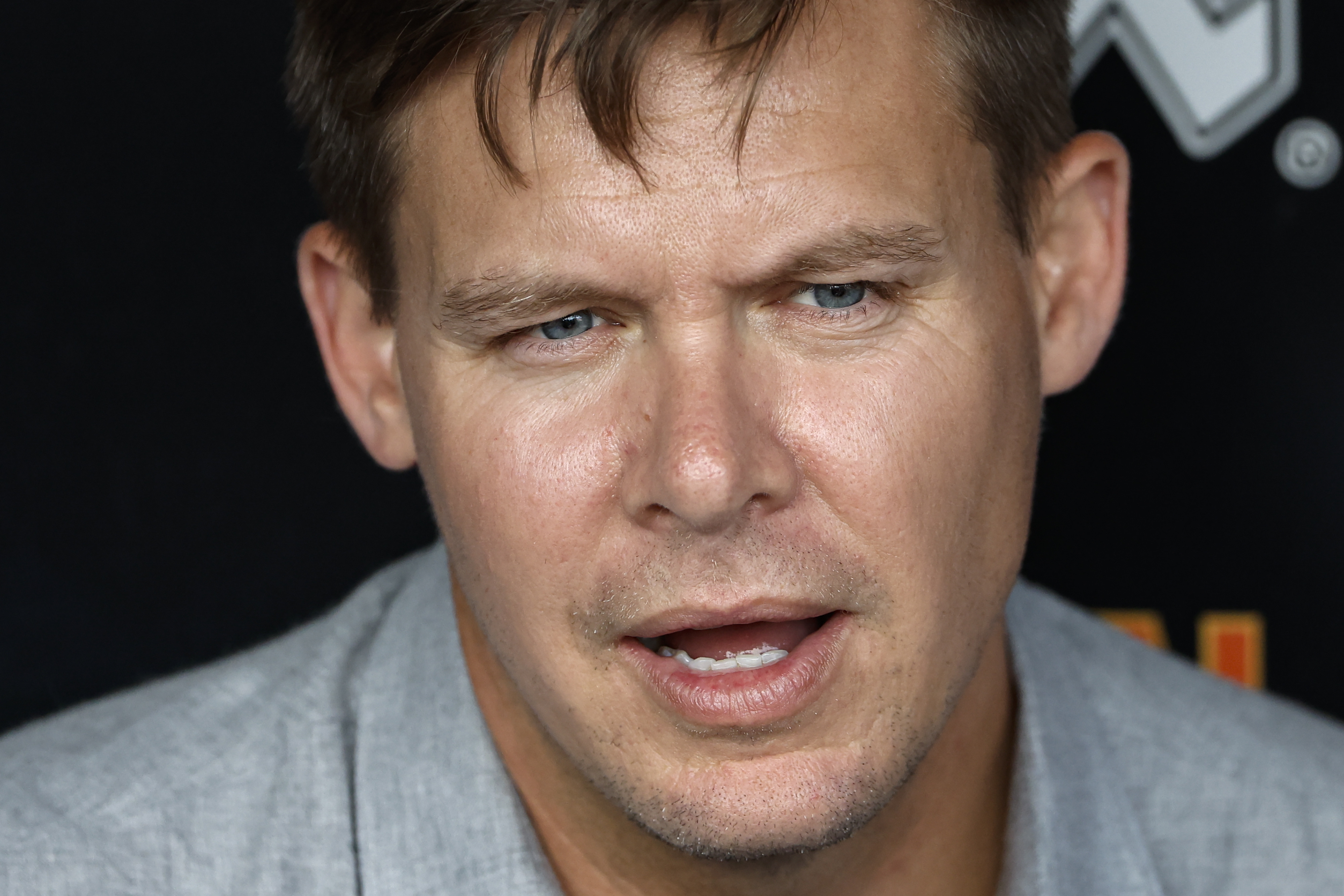 Christian Walker's 6-RBI game powers D-backs past White Sox | Reuters