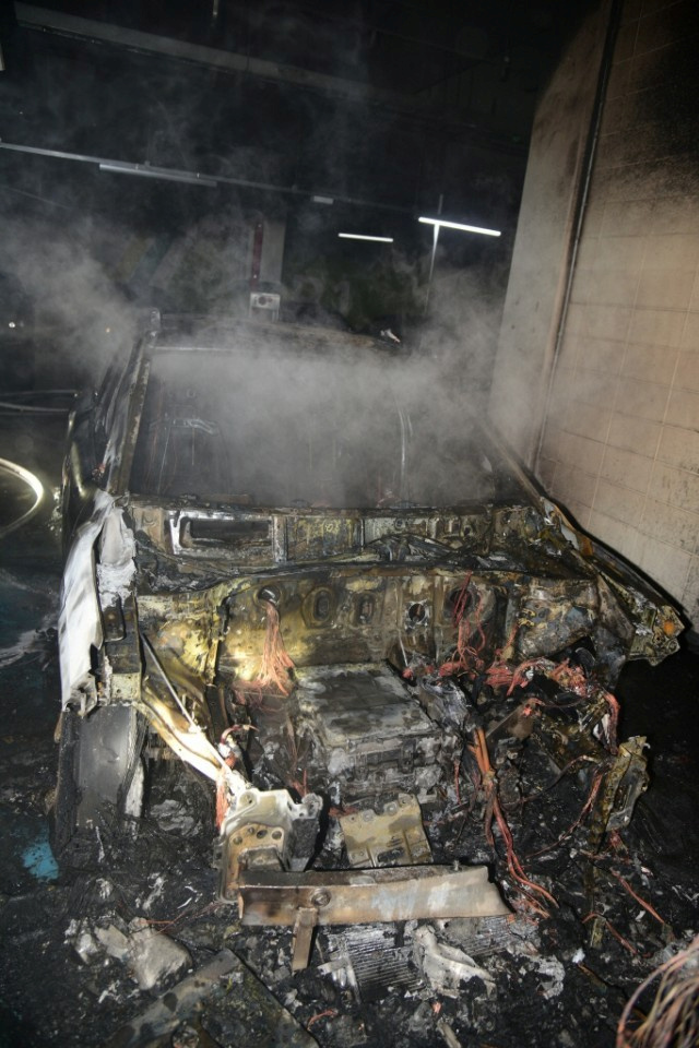 Kona EV owners say Hyundai mishandling recall for battery fires | Reuters