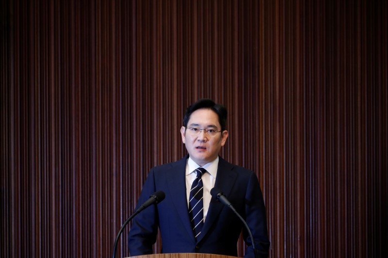 Samsung leader Jay Y. Lee's other legal woes | Reuters