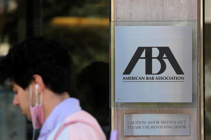 Law school courses to become more uniform under new ABA accreditation ...