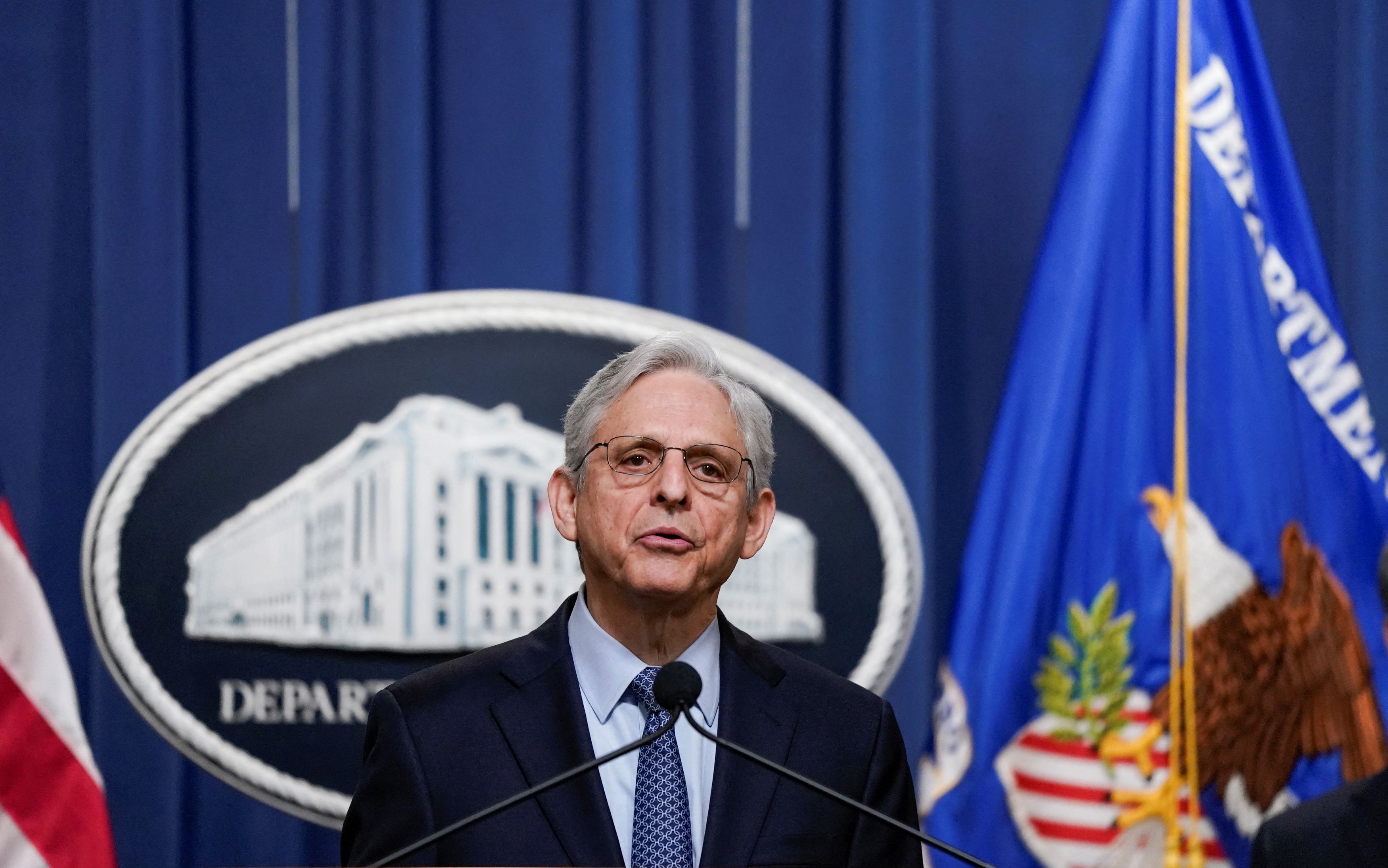 U.S. Attorney General Garland tests positive for COVID | Reuters