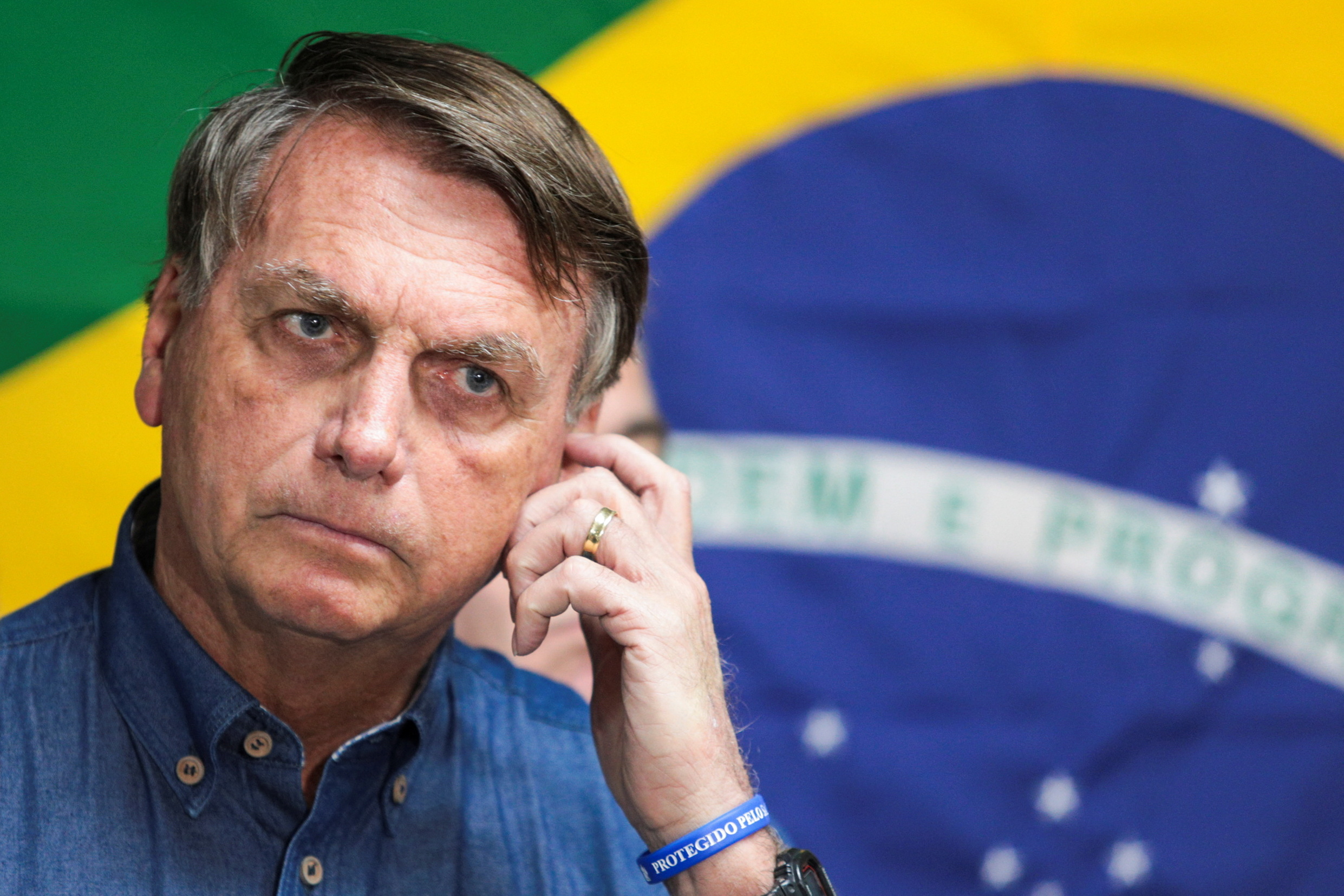 Brazil's Bolsonaro says 'impossible' for him to not reach election ...