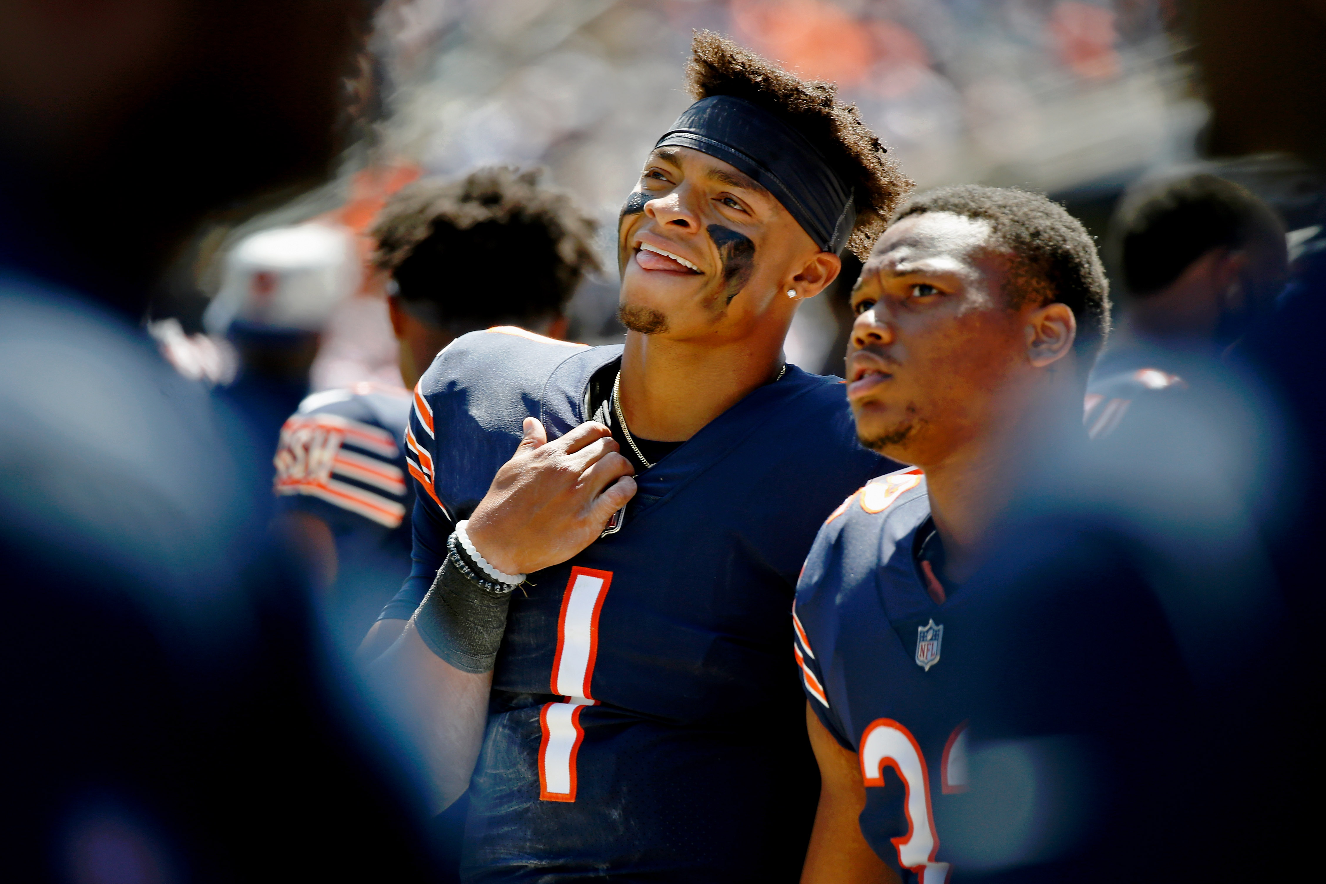 NFL roundup: Justin Fields flourishes as Bears rally past Dolphins ...