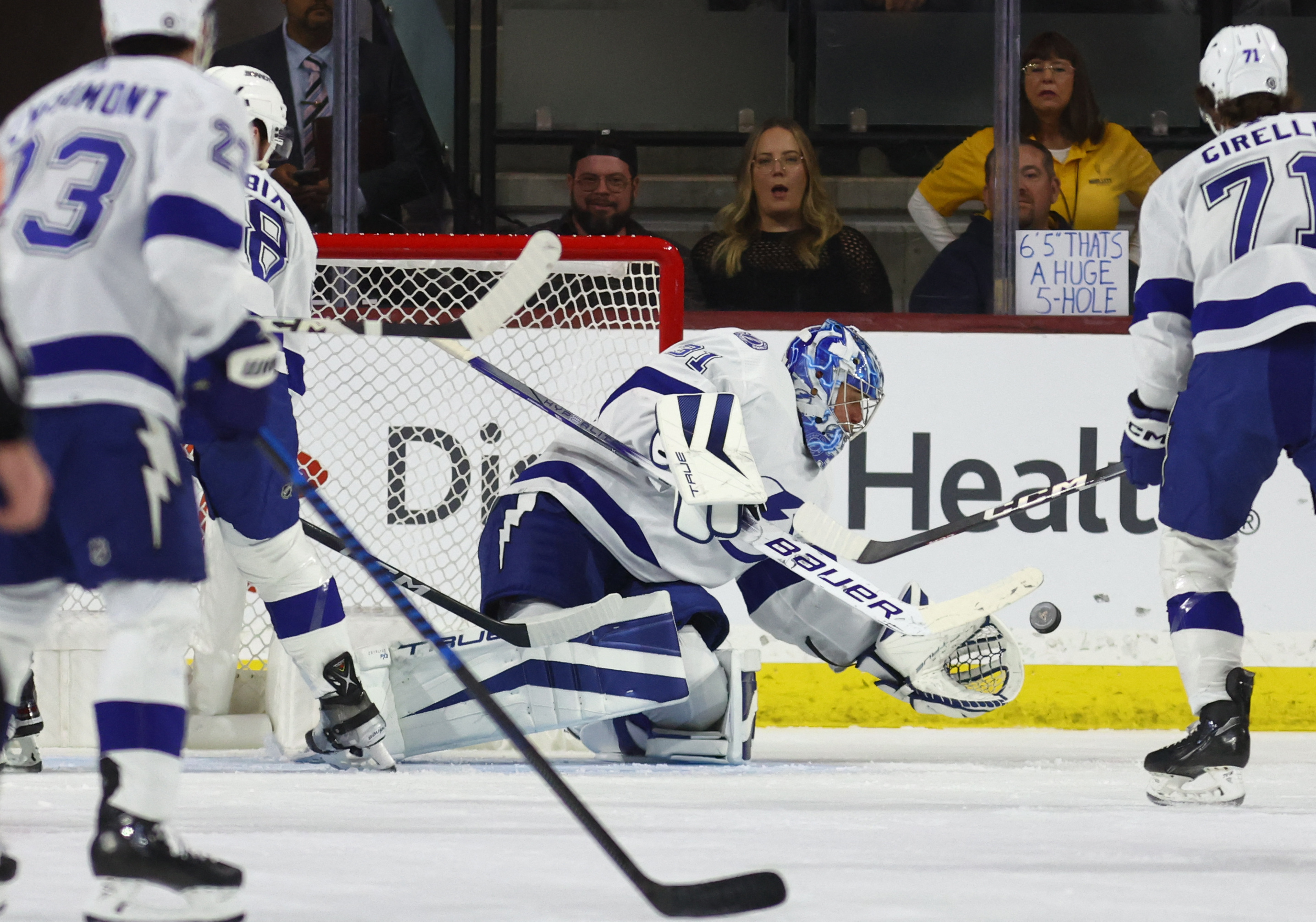 Michael Carcone scores twice as Coyotes trip Lightning | Reuters