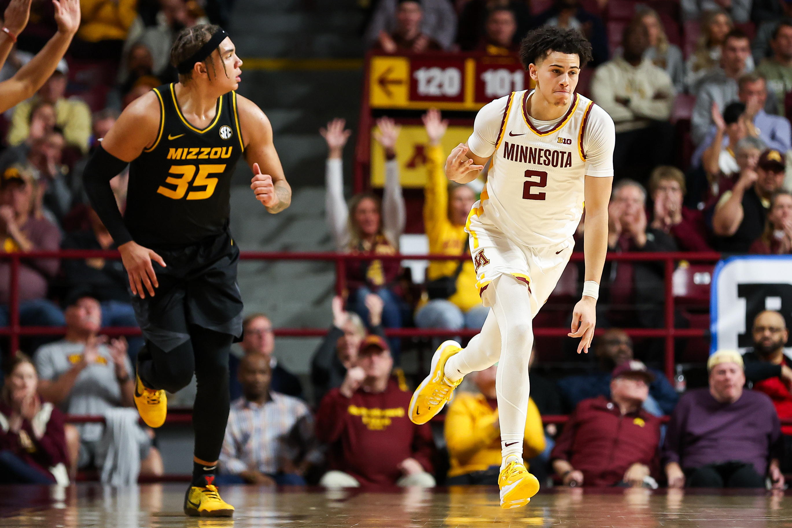 Missouri's second-half comeback sinks Minnesota | Reuters