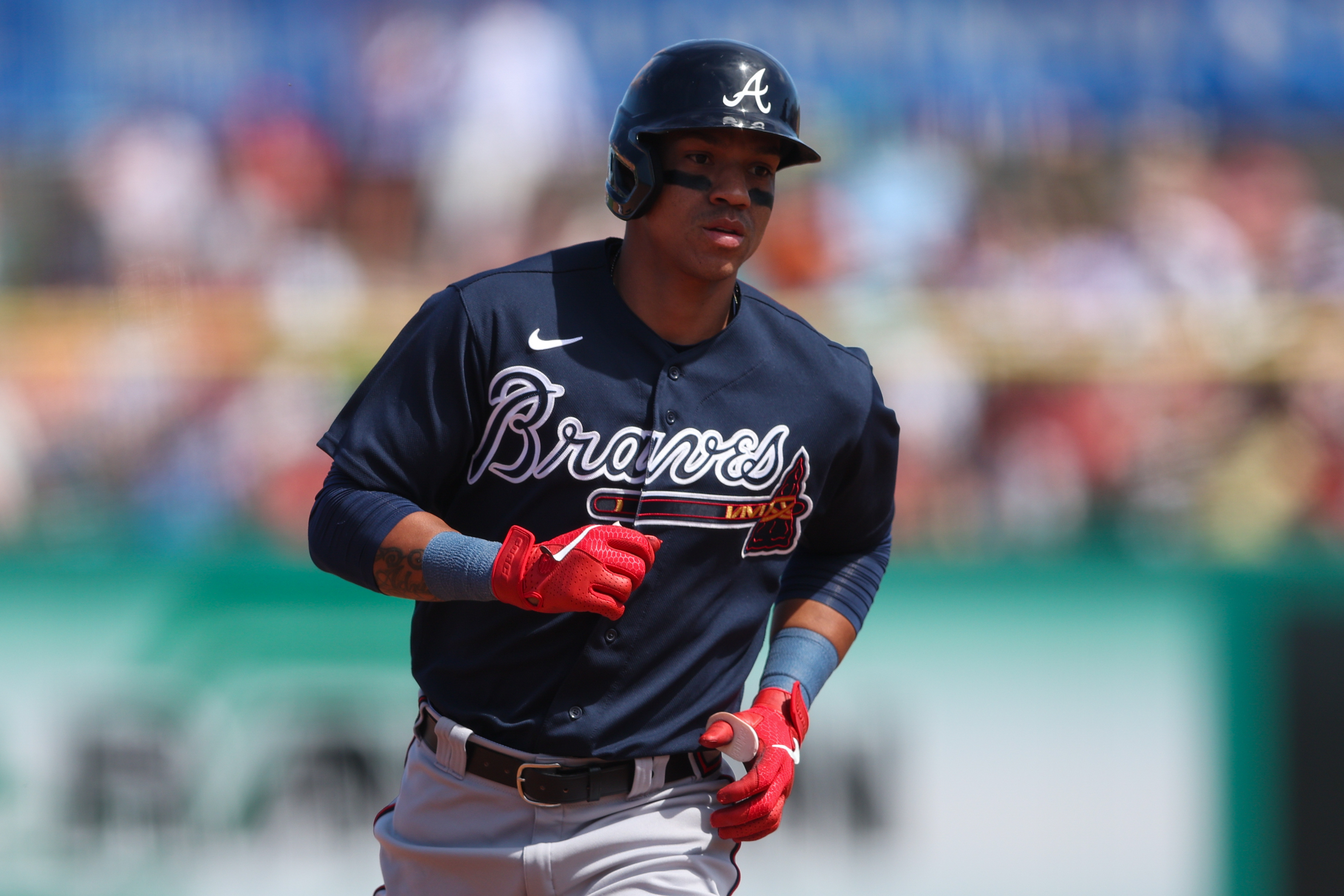 Spring training roundup: Ehire Adrianza, Braves pound Phillies 15-5 | Reuters