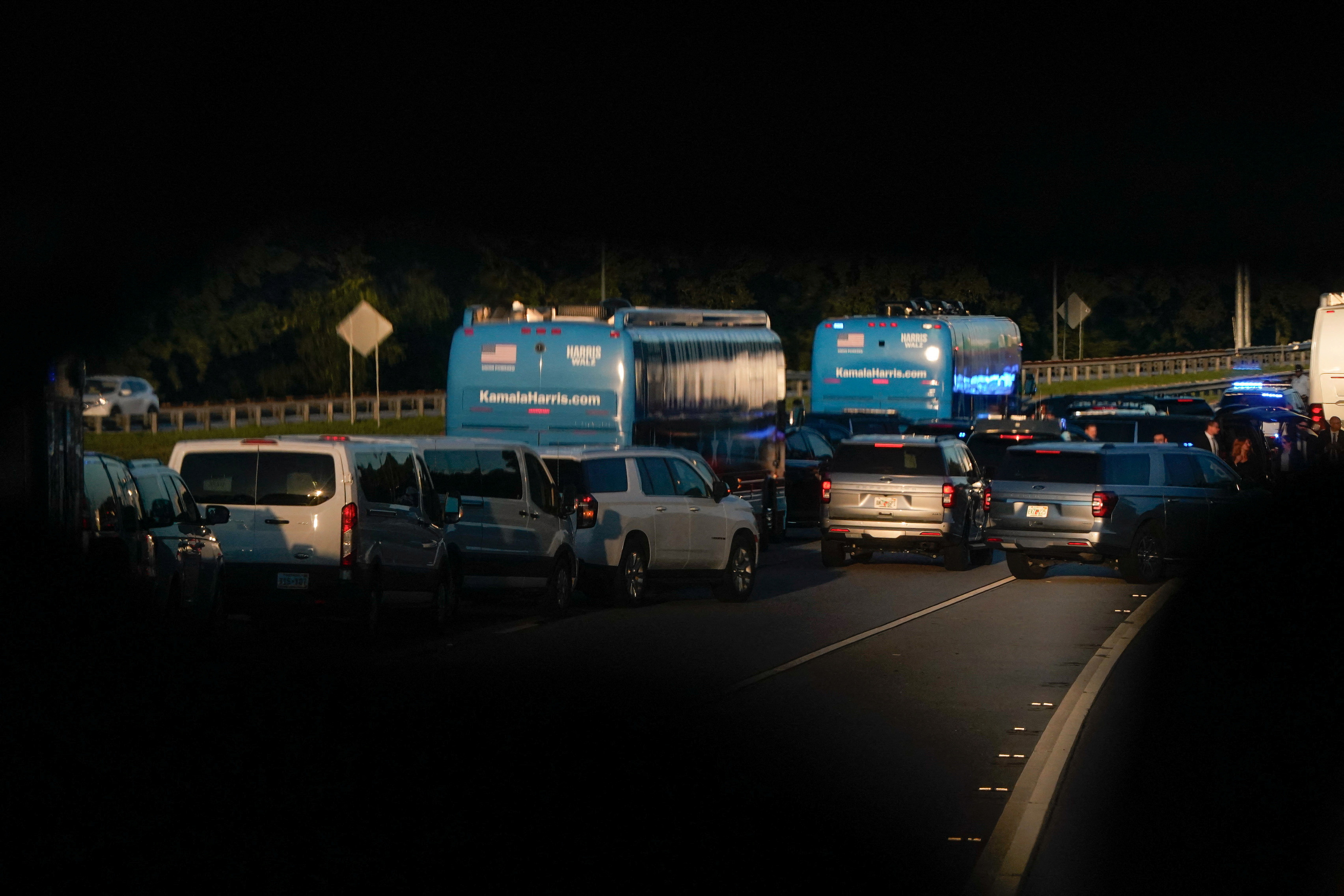 Harris and Walz start Georgia bus tour as Democrats' hopes rise | Reuters