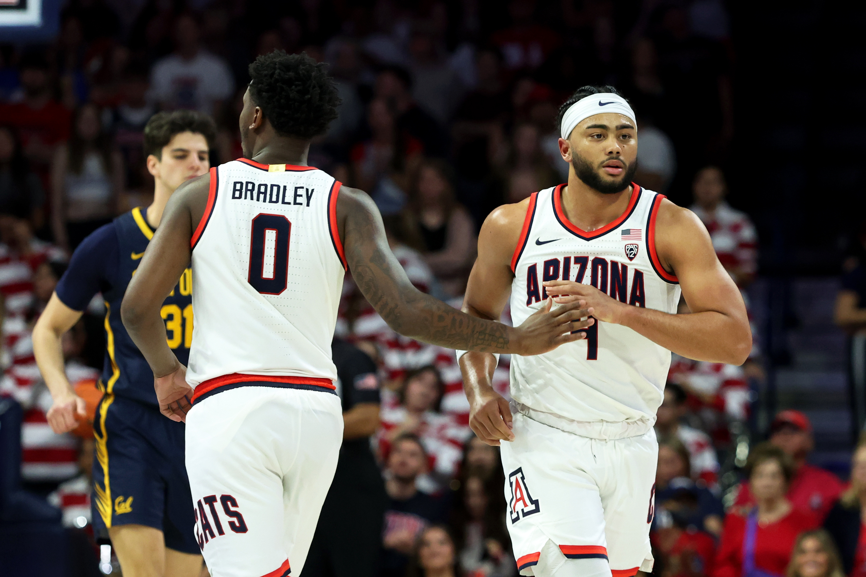 No. 11 Arizona rolls over Cal, extends series win streak | Reuters