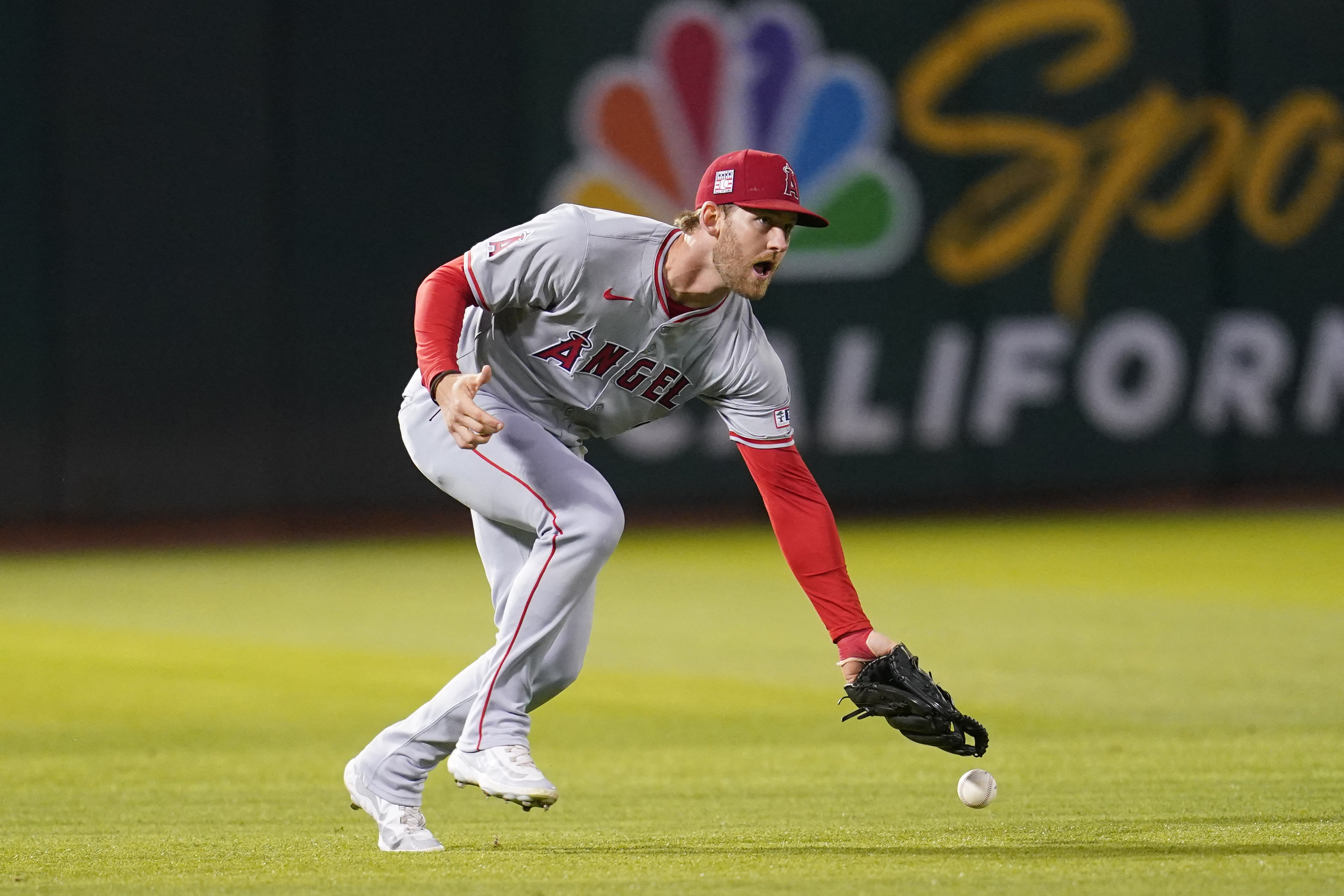 A's hit double digits again, rout Angels 13-3 | Reuters