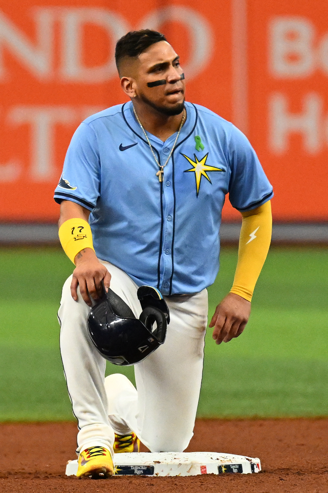 Brandon Lowe's bases-clearing triple help Rays beat Royals | Reuters