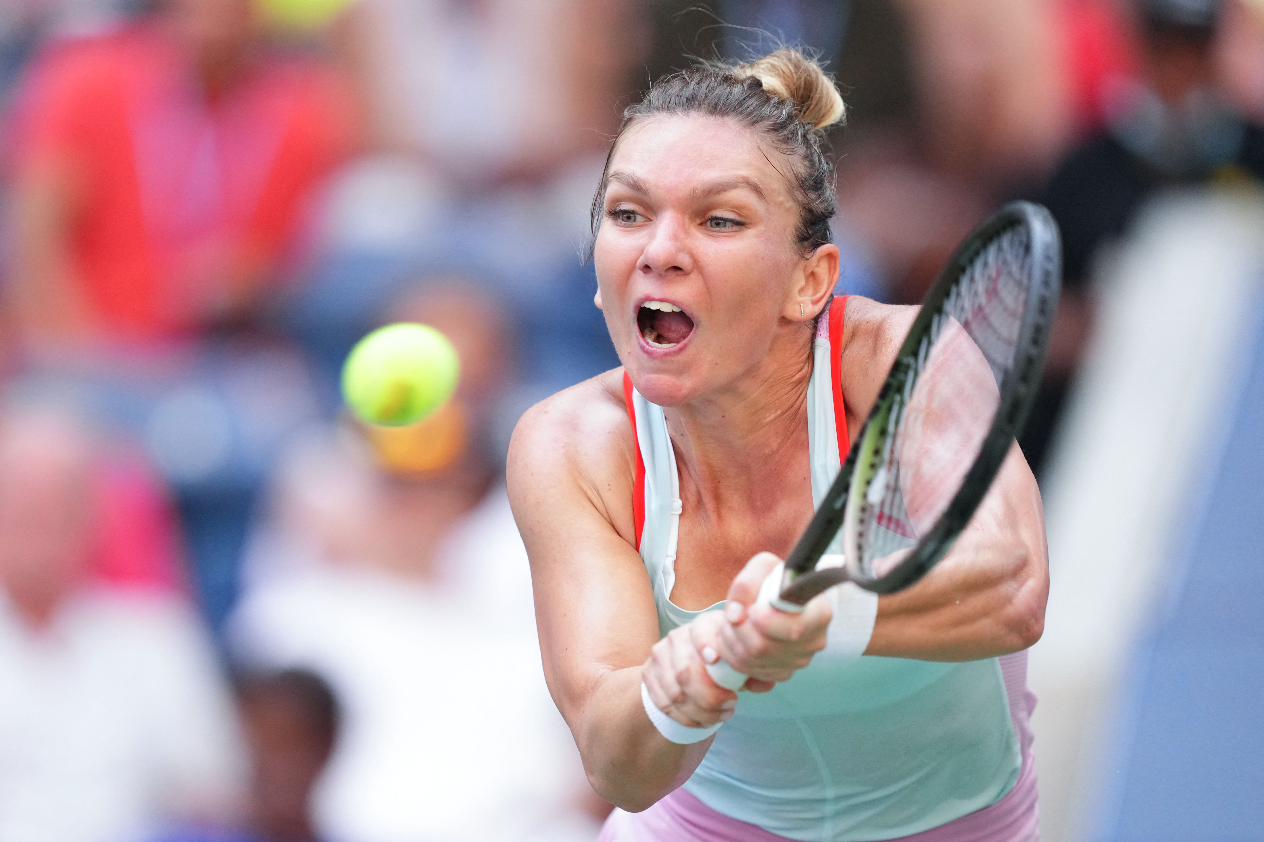 Former coach defends Halep over failed drugs test | Reuters