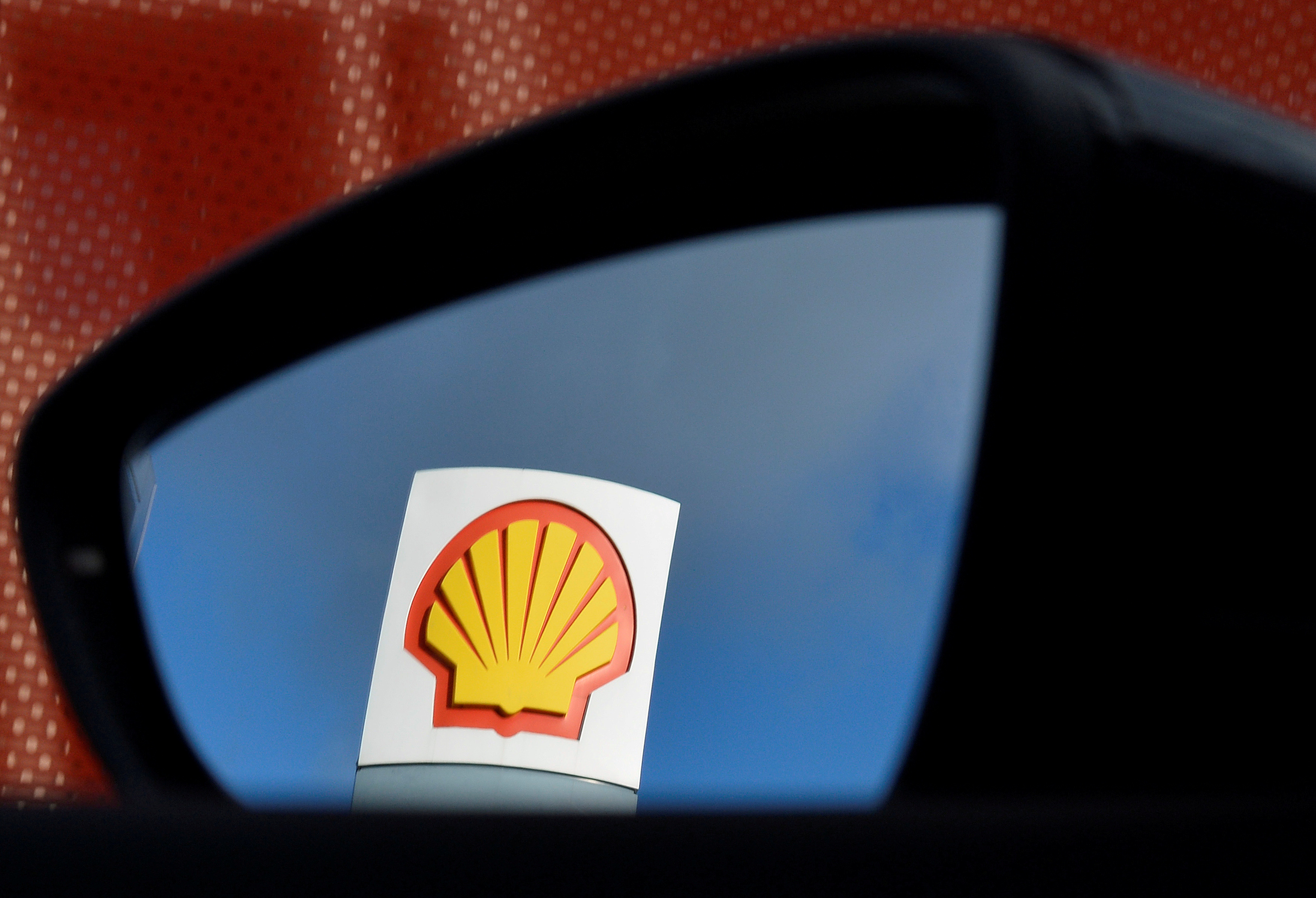 Italian court acquits Eni and Shell in Nigerian corruption case | Reuters