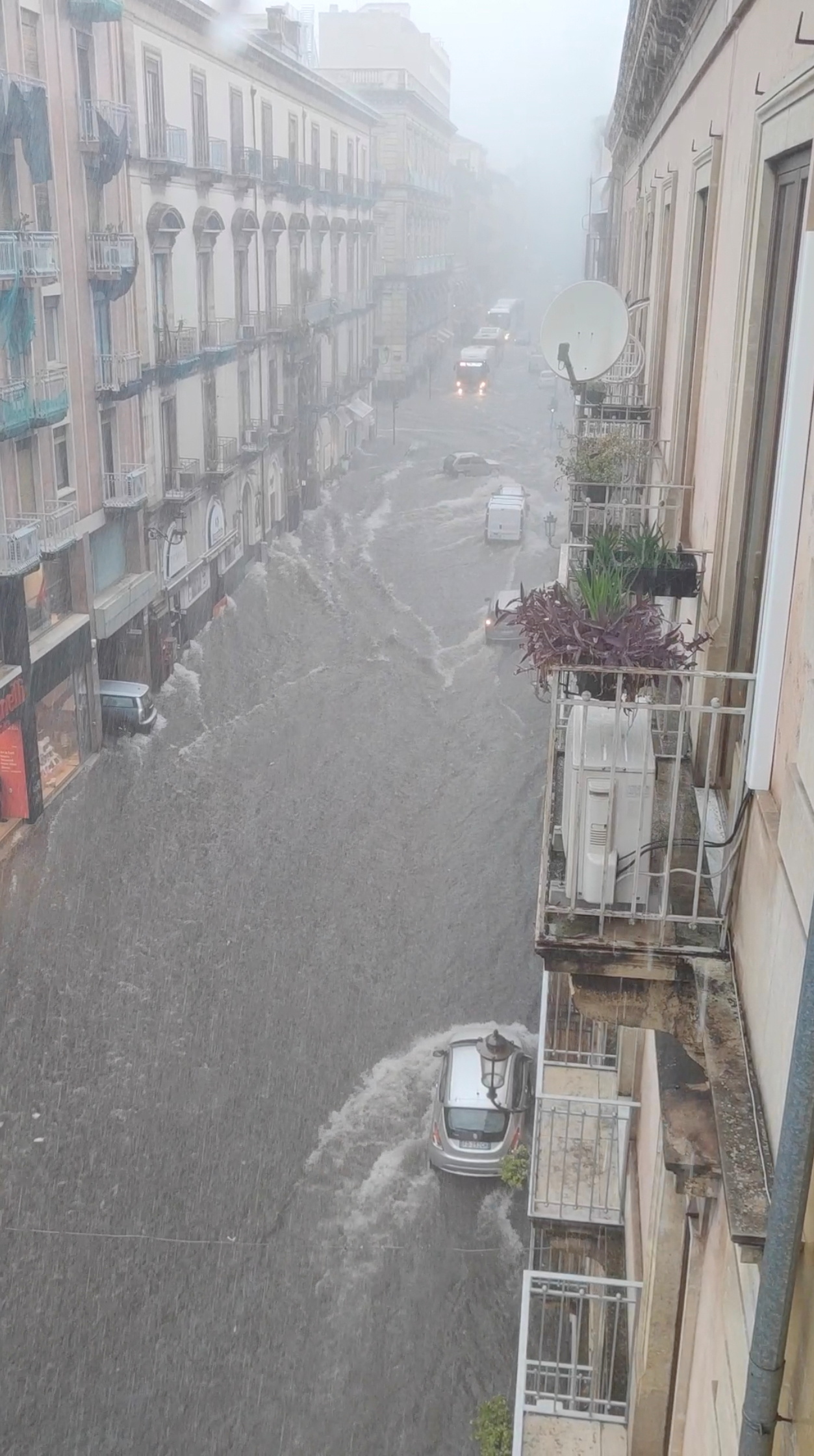 Ex Calciatori Catania Weather Crotone Calcio: Insights Into Italian