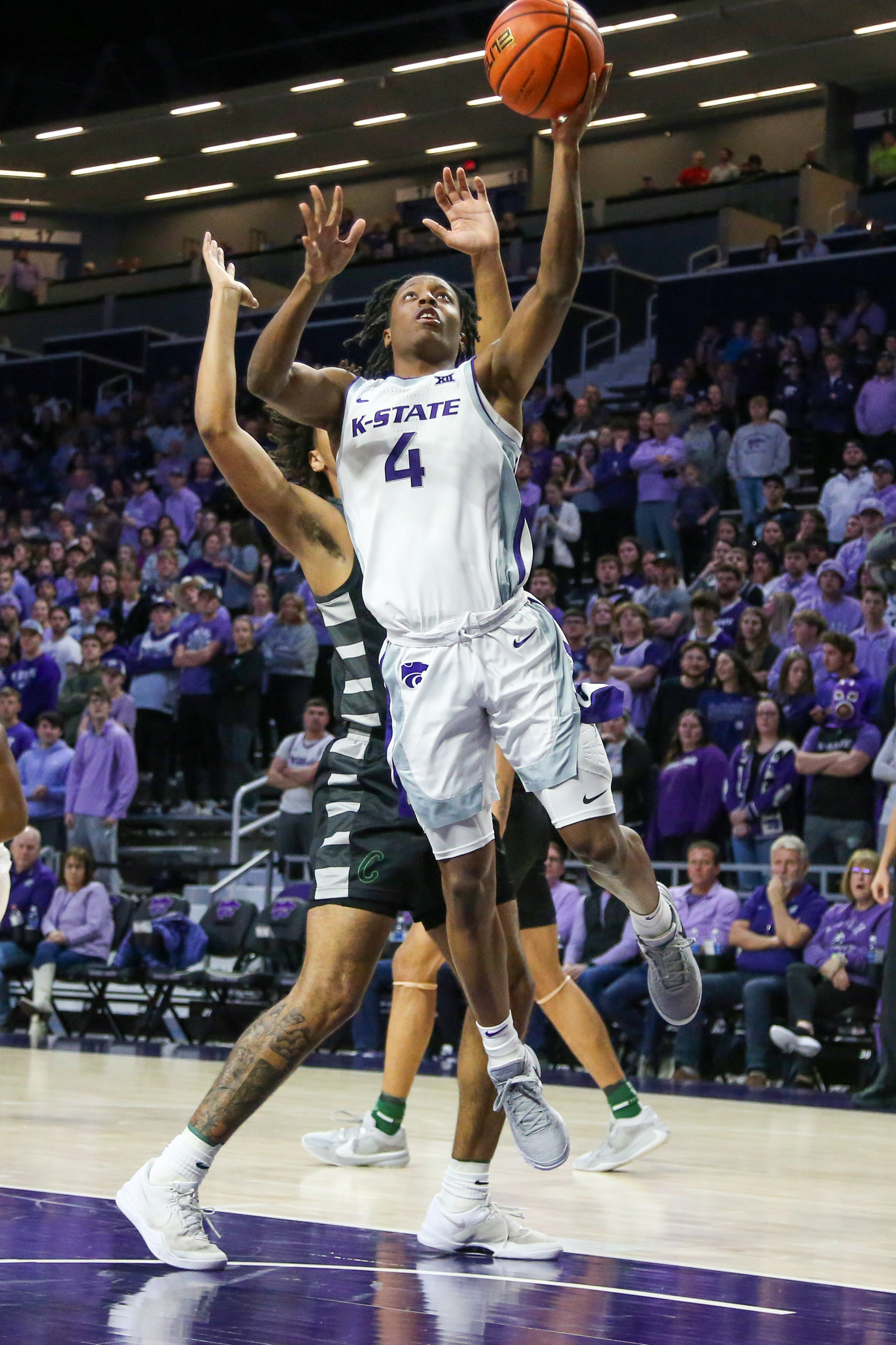 Cam Carter, Kansas State hold off Chicago State | Reuters