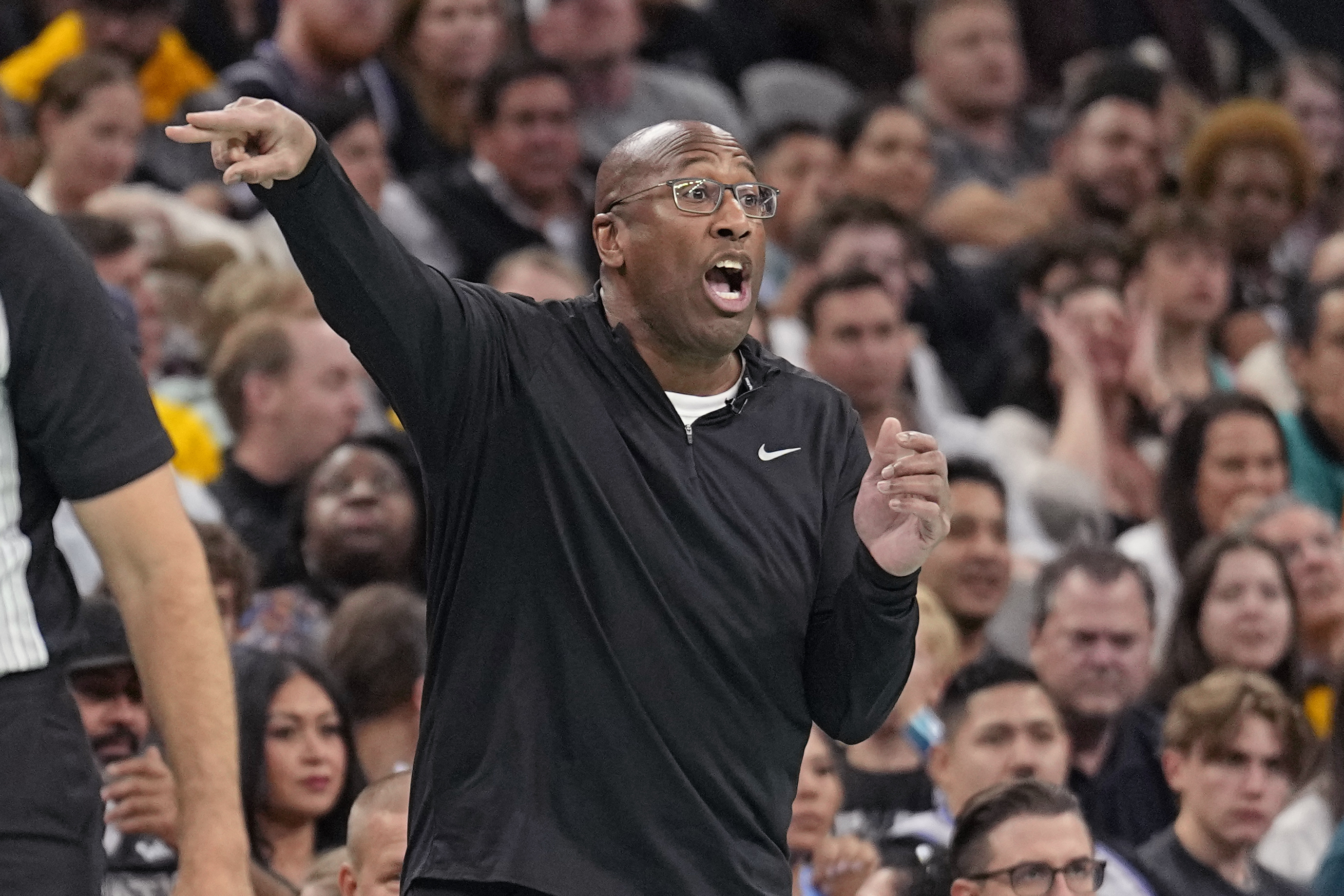 De'Aaron Fox goes for 43, Kings beat Spurs for 5th straight win | Reuters