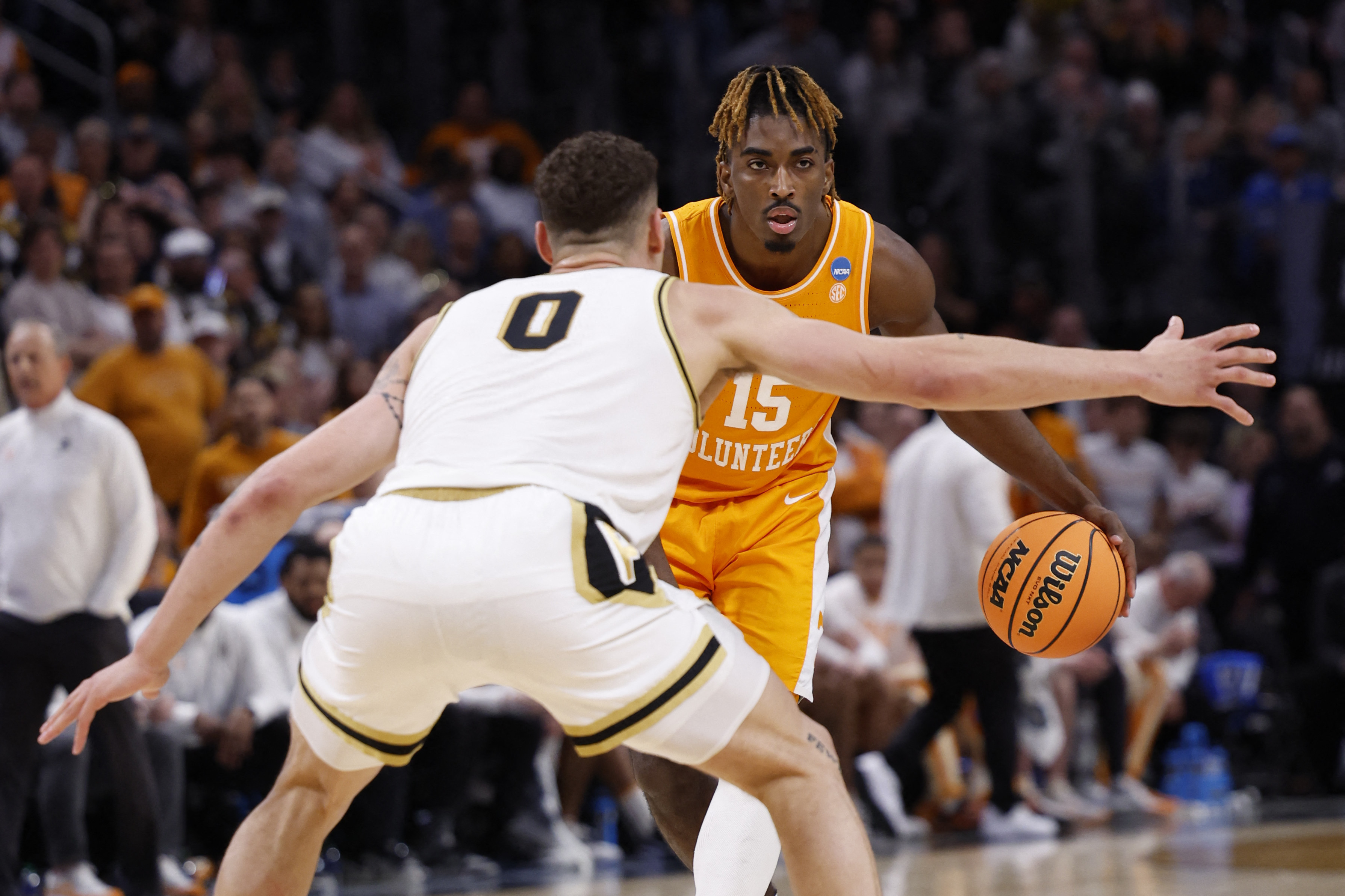 Zach Edey's career day powers Purdue past Tennessee, into Final Four ...