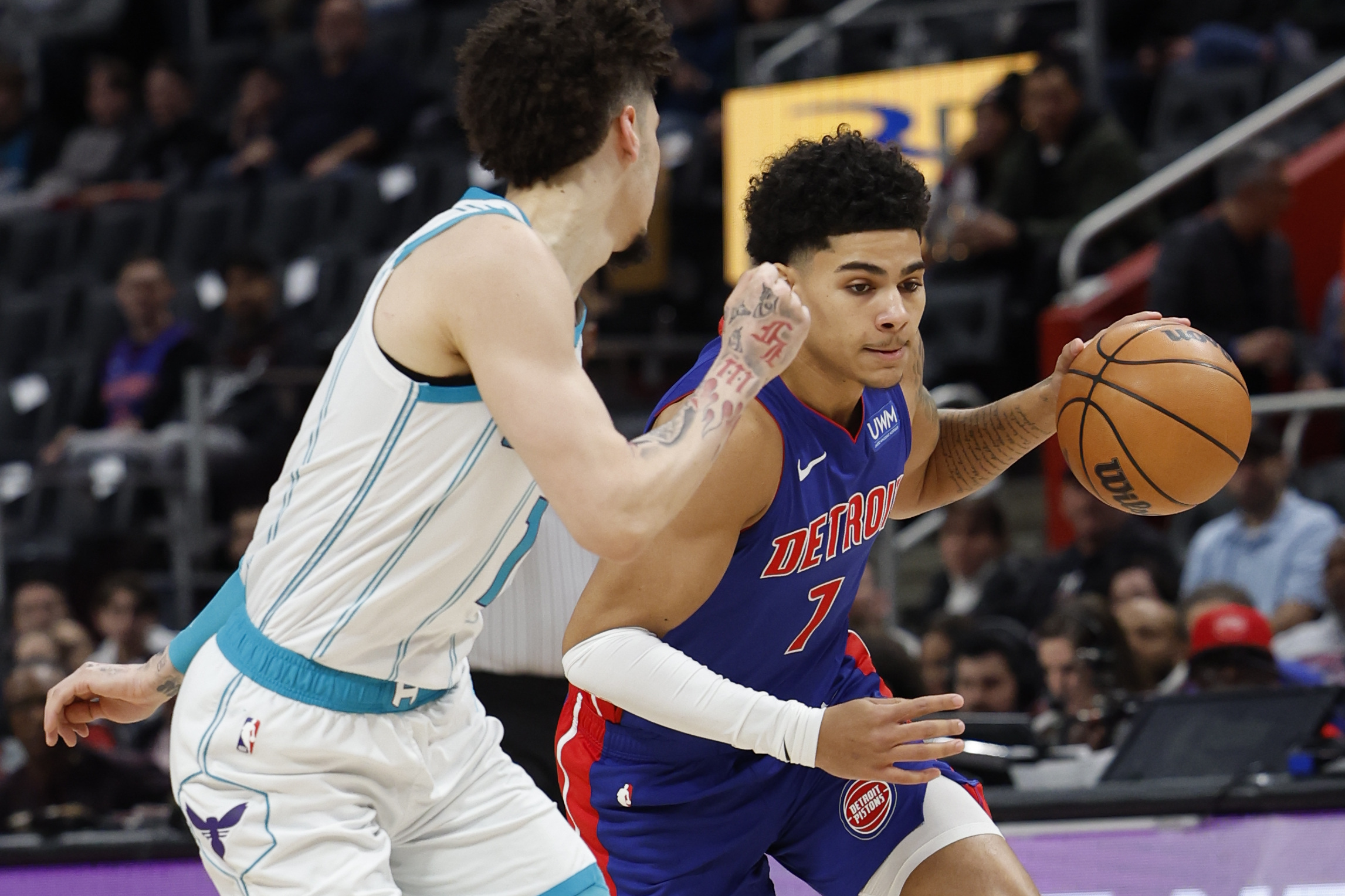 Pistons topple Hornets for rare victory | Reuters