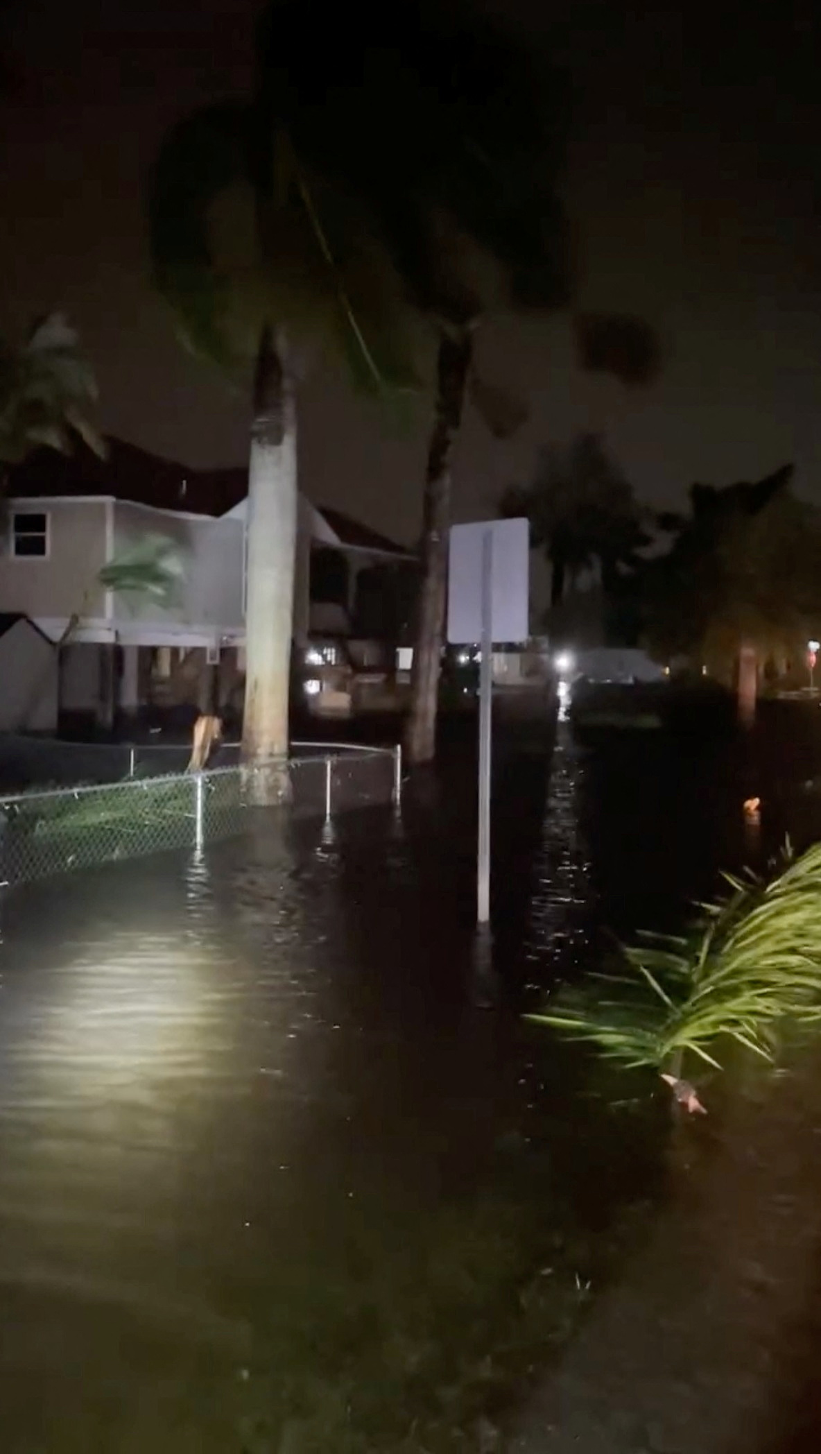 Latest photos: Hurricane Milton churns across Florida - October 10 ...