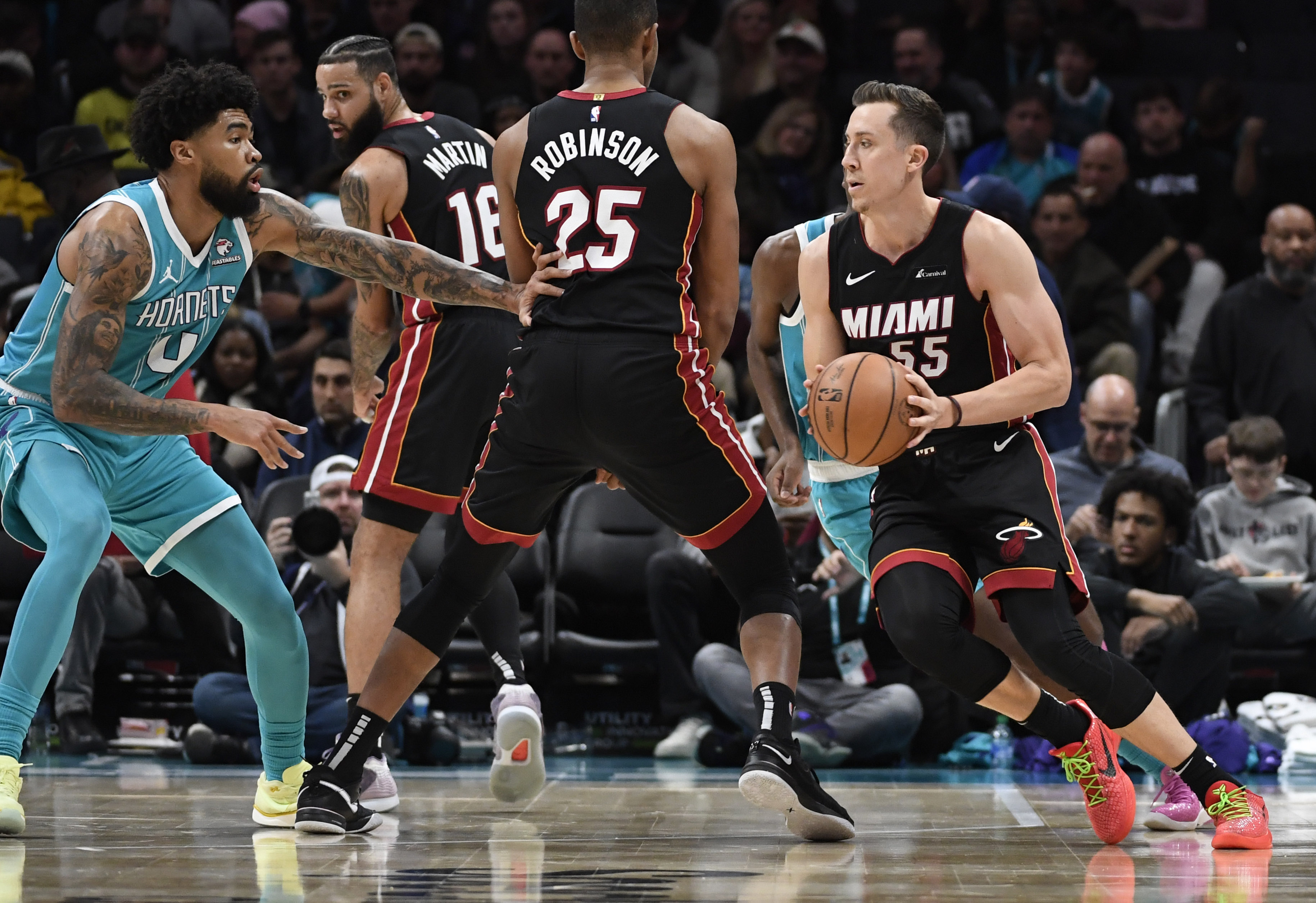 Heat Survive Late Wobble Hold Off Hornets Reuters