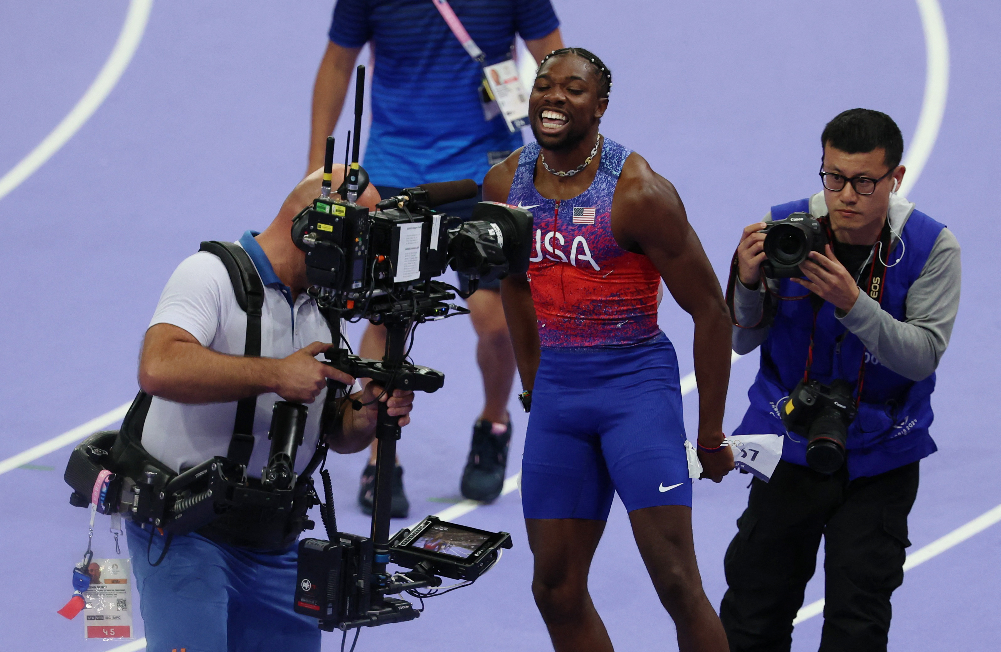 Noah Lyles wins 100m gold by five thousandths of a second | Reuters