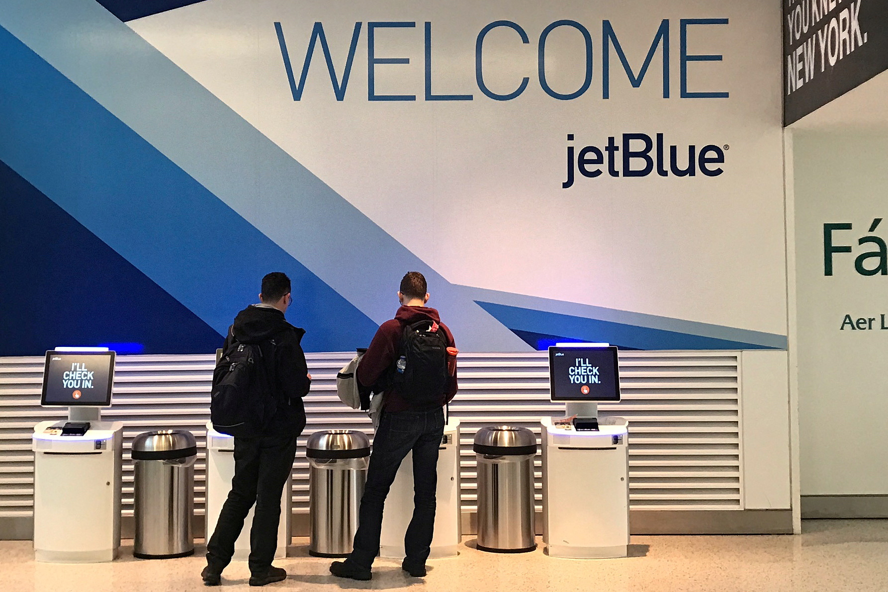 JetBlue to add 5,000 jobs in New York | Reuters